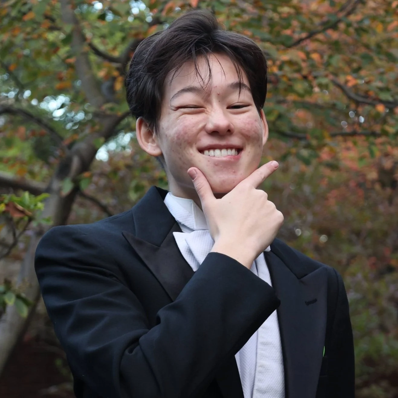 Meet the Dins — The Harvard Din & Tonics