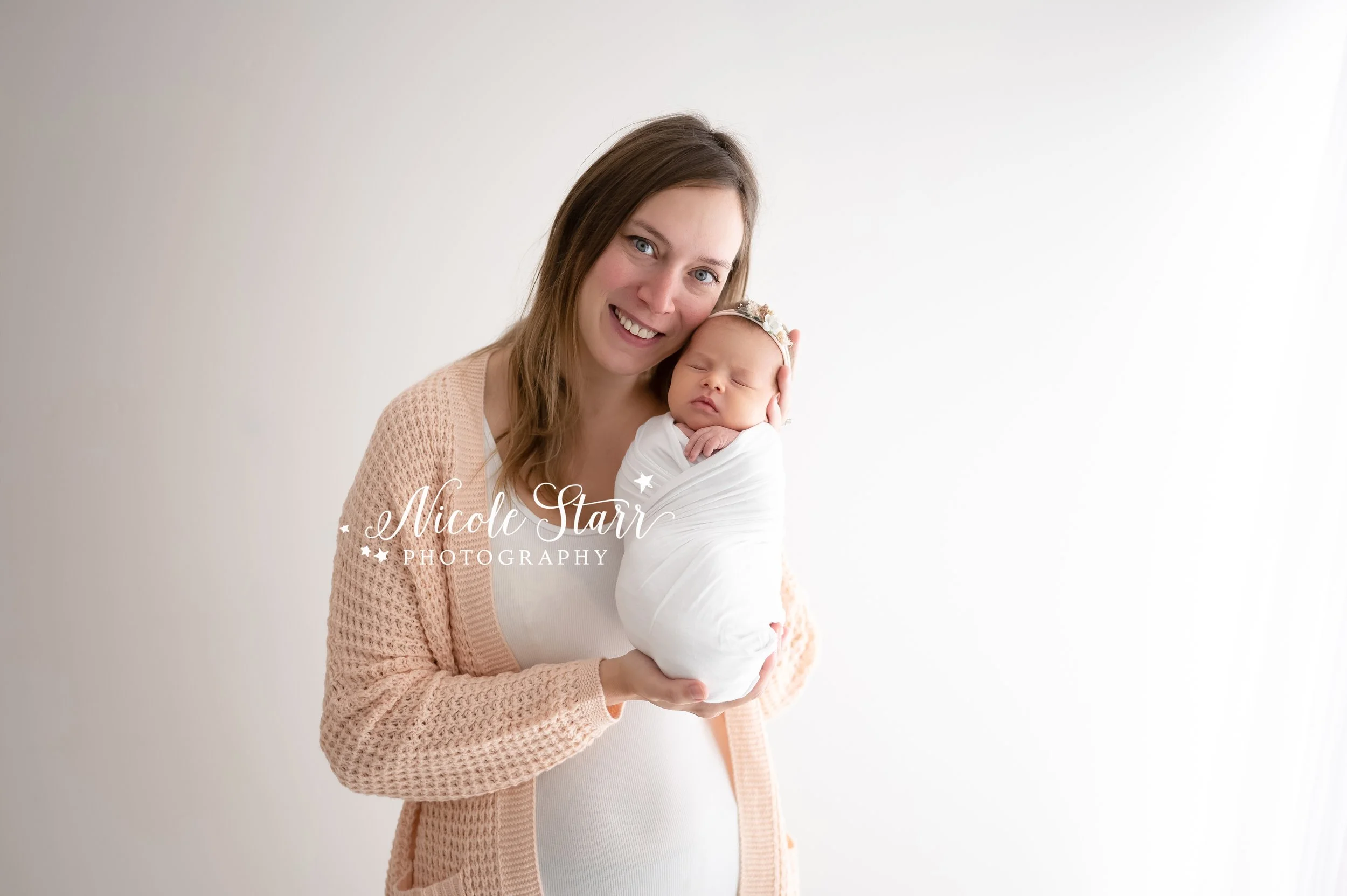 Cozy winter newborn portraits for Anna Marie — Saratoga Springs Baby ...