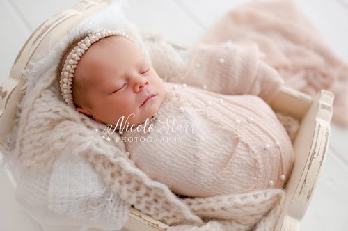 Cozy studio newborn portrait session for Winter Lily | Saratoga Springs ...