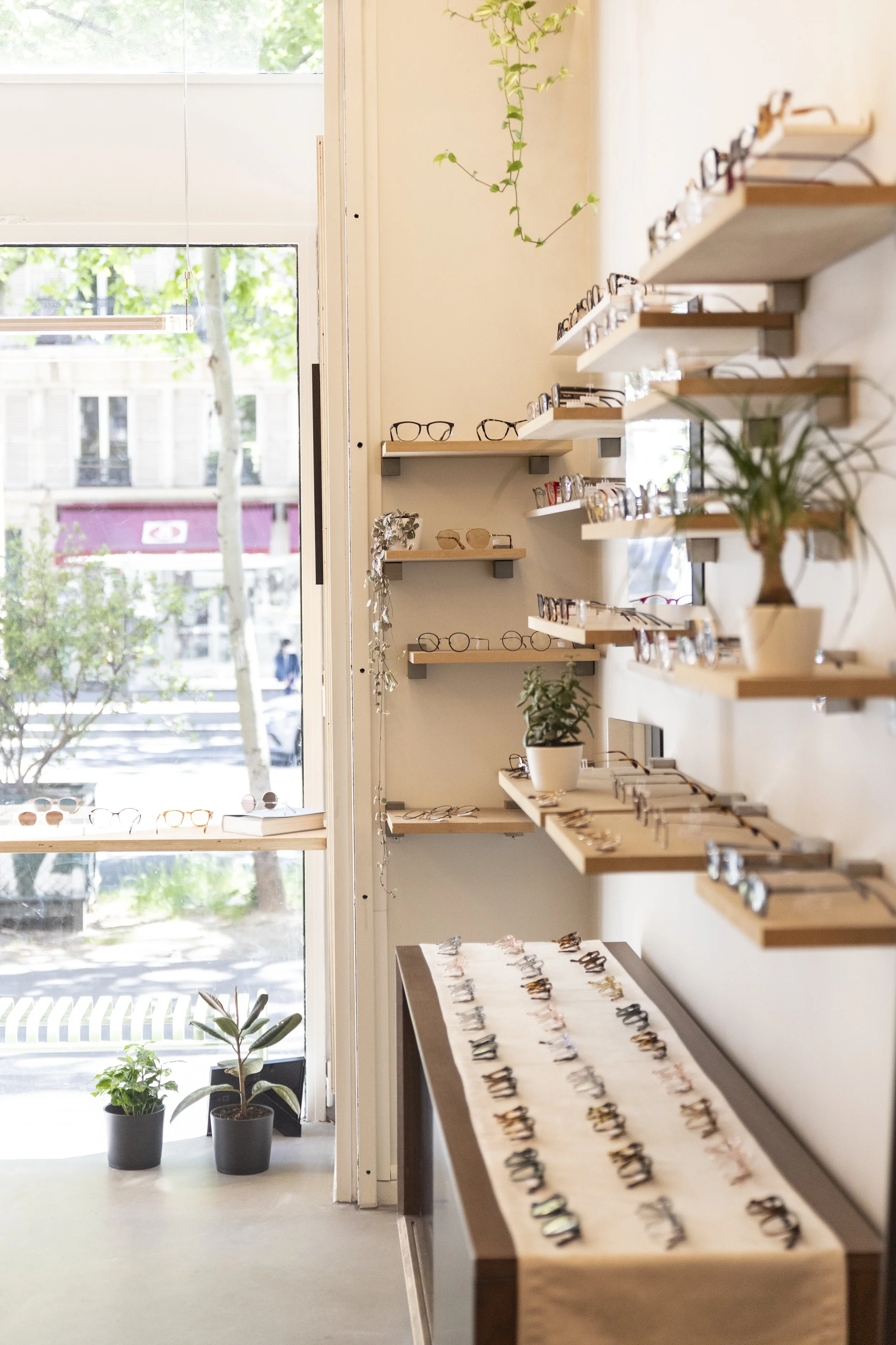 Le Visionnaire - Nos Boutiques | Découvrez Nos Deux Adresses pour des ...