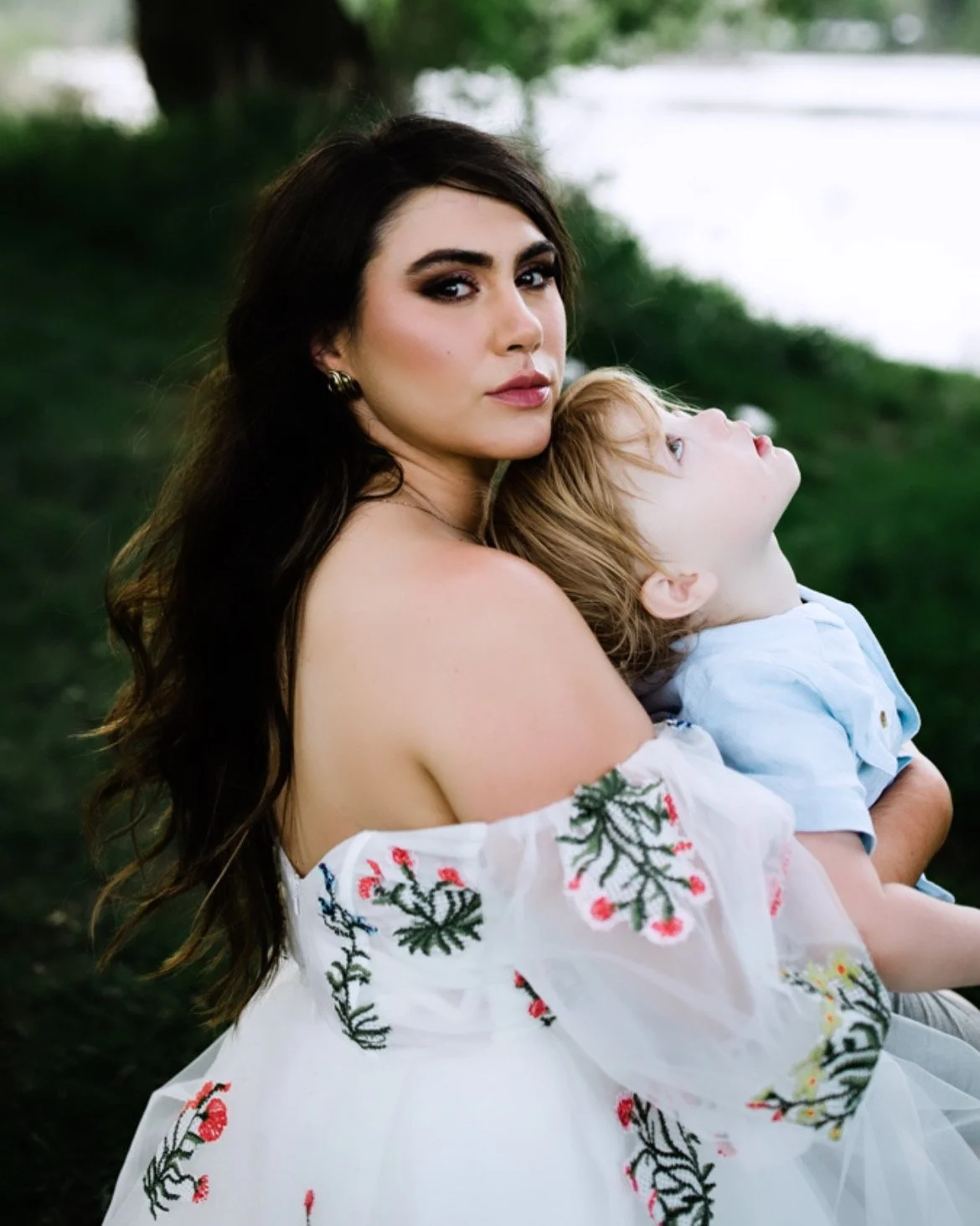 Pro bridal makeup artist