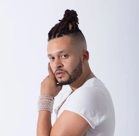 "I'm Here to Stay": Canadian-Guatemalan Artist Alx Veliz Makes ...