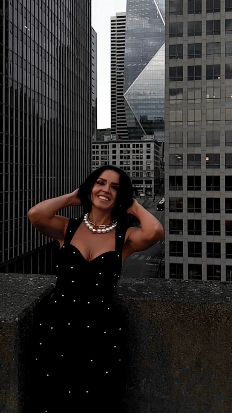 Bio — Elena Maque