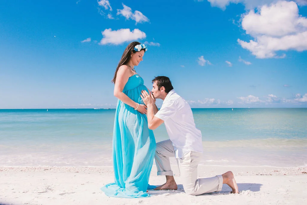 Outdoor Water Maternity Session on Sunset Beach, Treasure Island ...