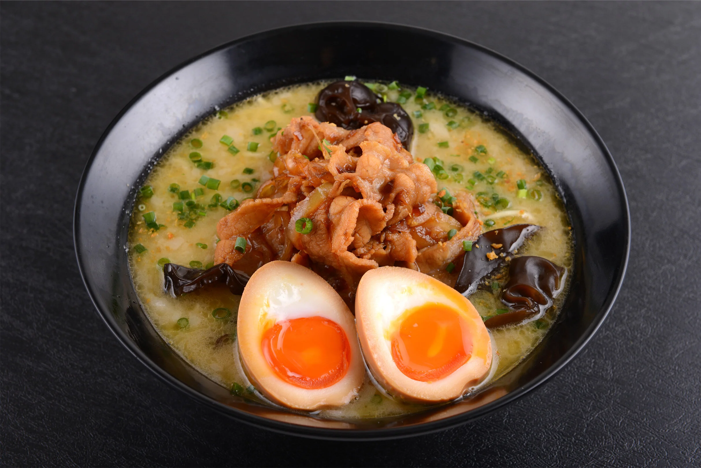 Tonkotsu King Niku King (Paya Lebar) — Keisuke Ramen