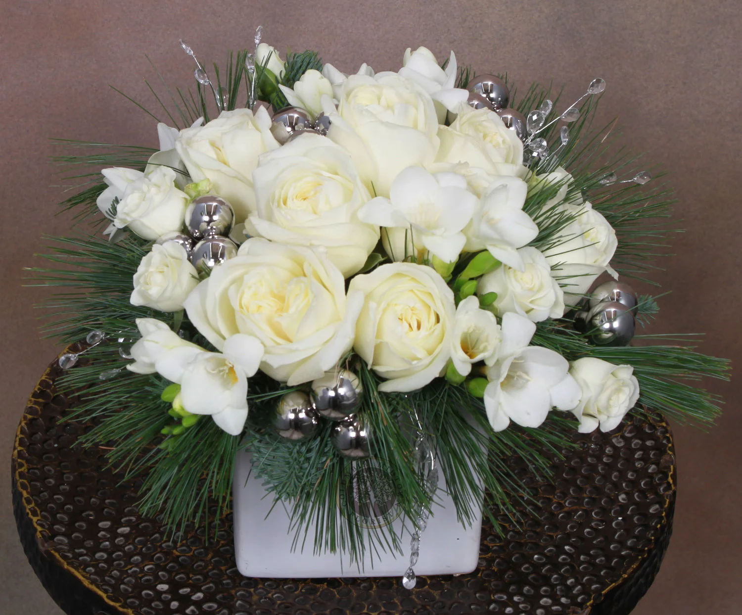 Christmas Flowers NYC | Flower Delivery NYC . Local, Fast & Fresh ...