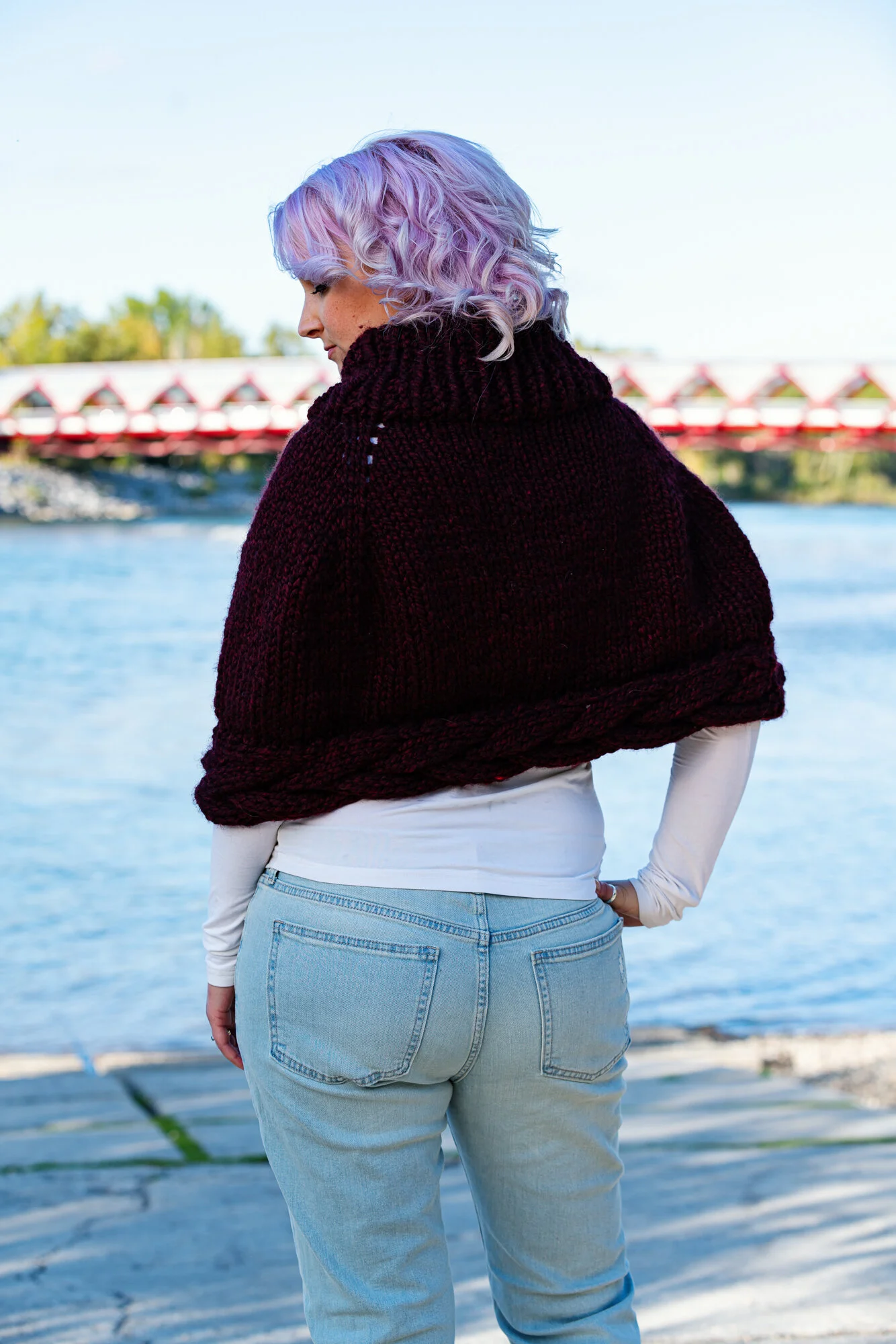 THE PERFECT OFFICE KNIT - BRAIDED PONCHO — Knitatude