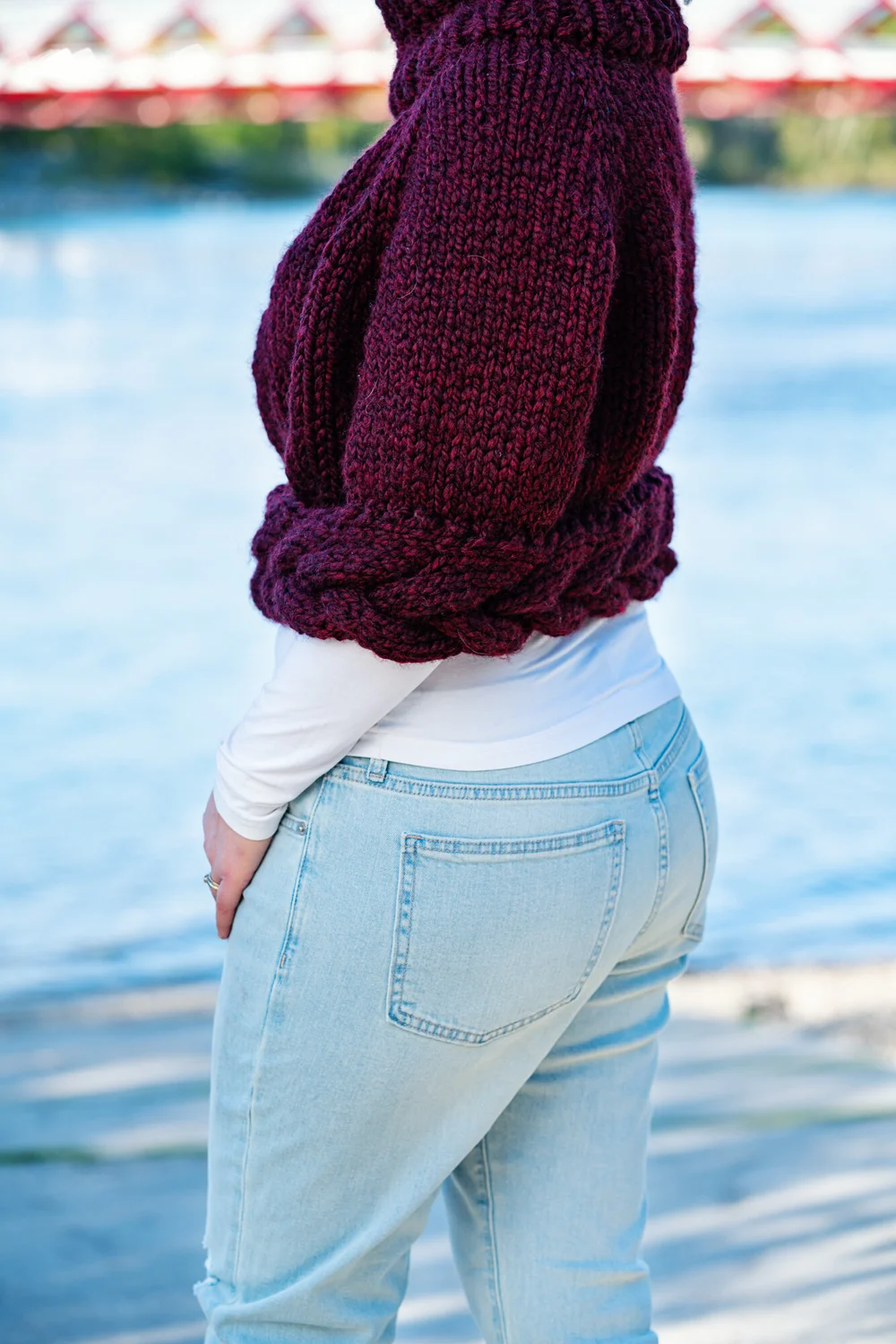 THE PERFECT OFFICE KNIT - BRAIDED PONCHO — Knitatude