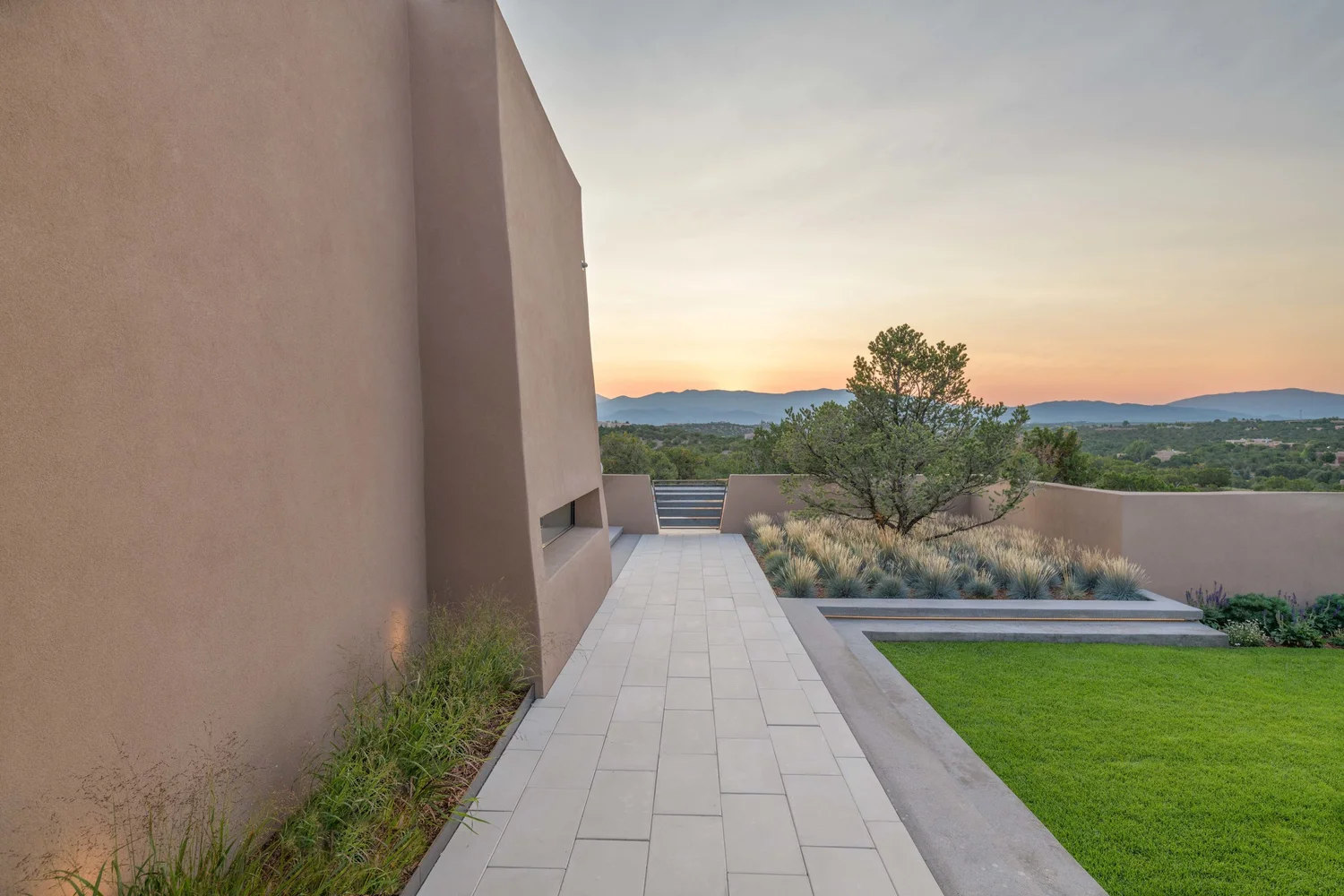 Conveyance House — Surroundings Studio