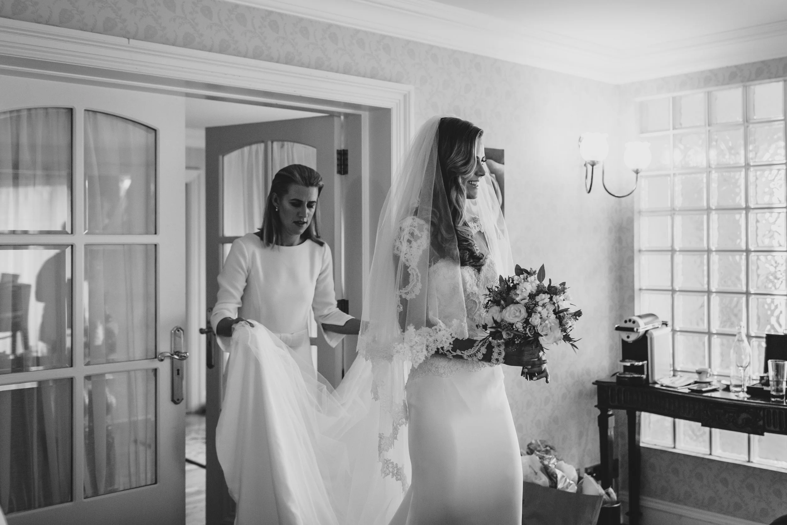 Sarah and Niall’s Dingle Skellig Wedding - Michelle Prunty Photography