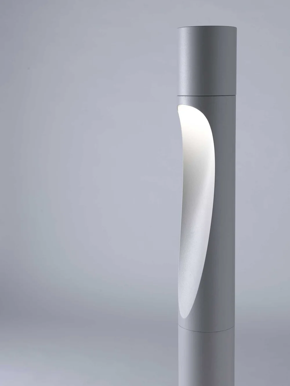 FLINDT BOLLARD — CHRISTIANFLINDT