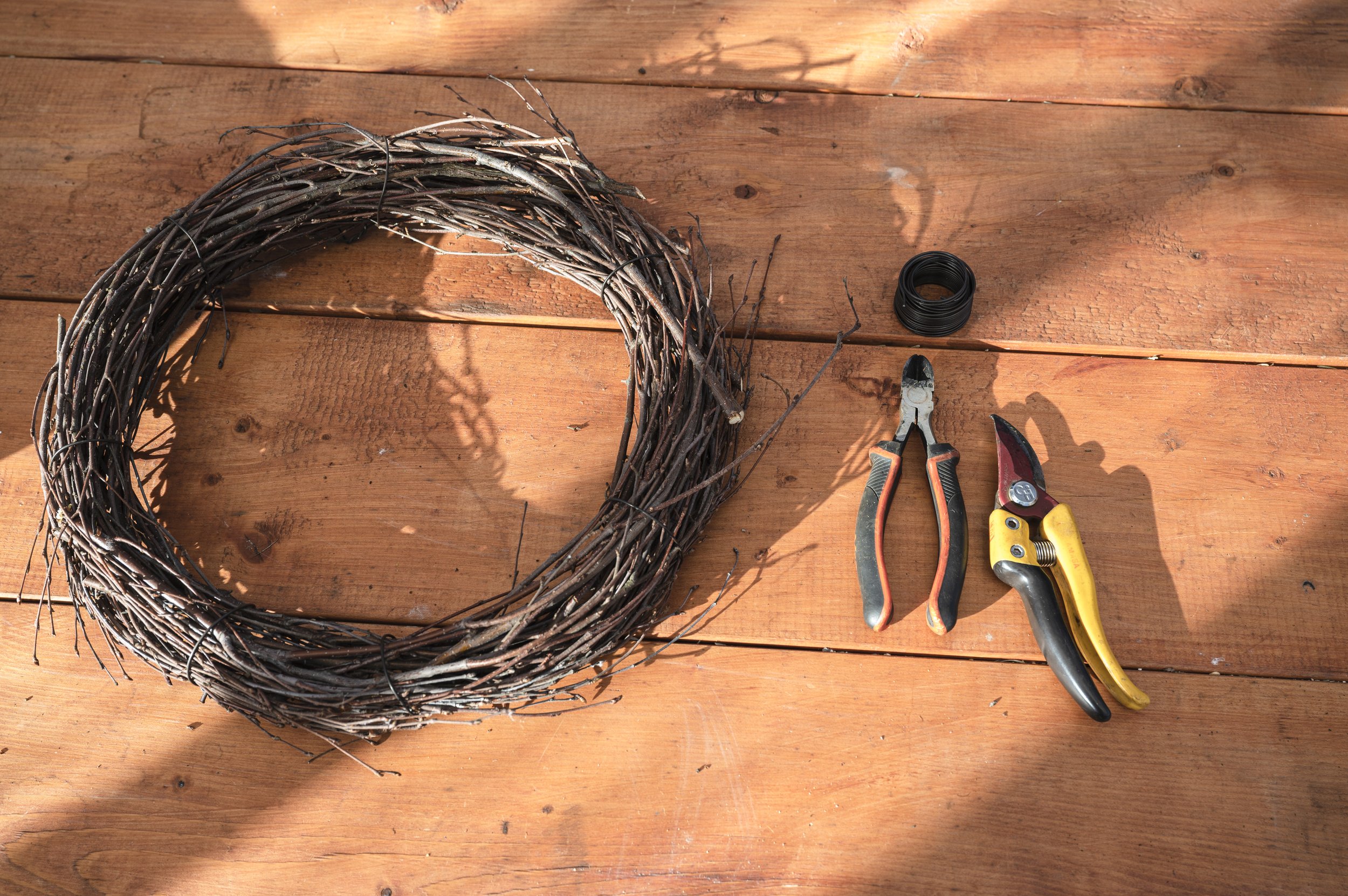 Trädgårdsministern: En perfekt rund krans — KUXA.SE