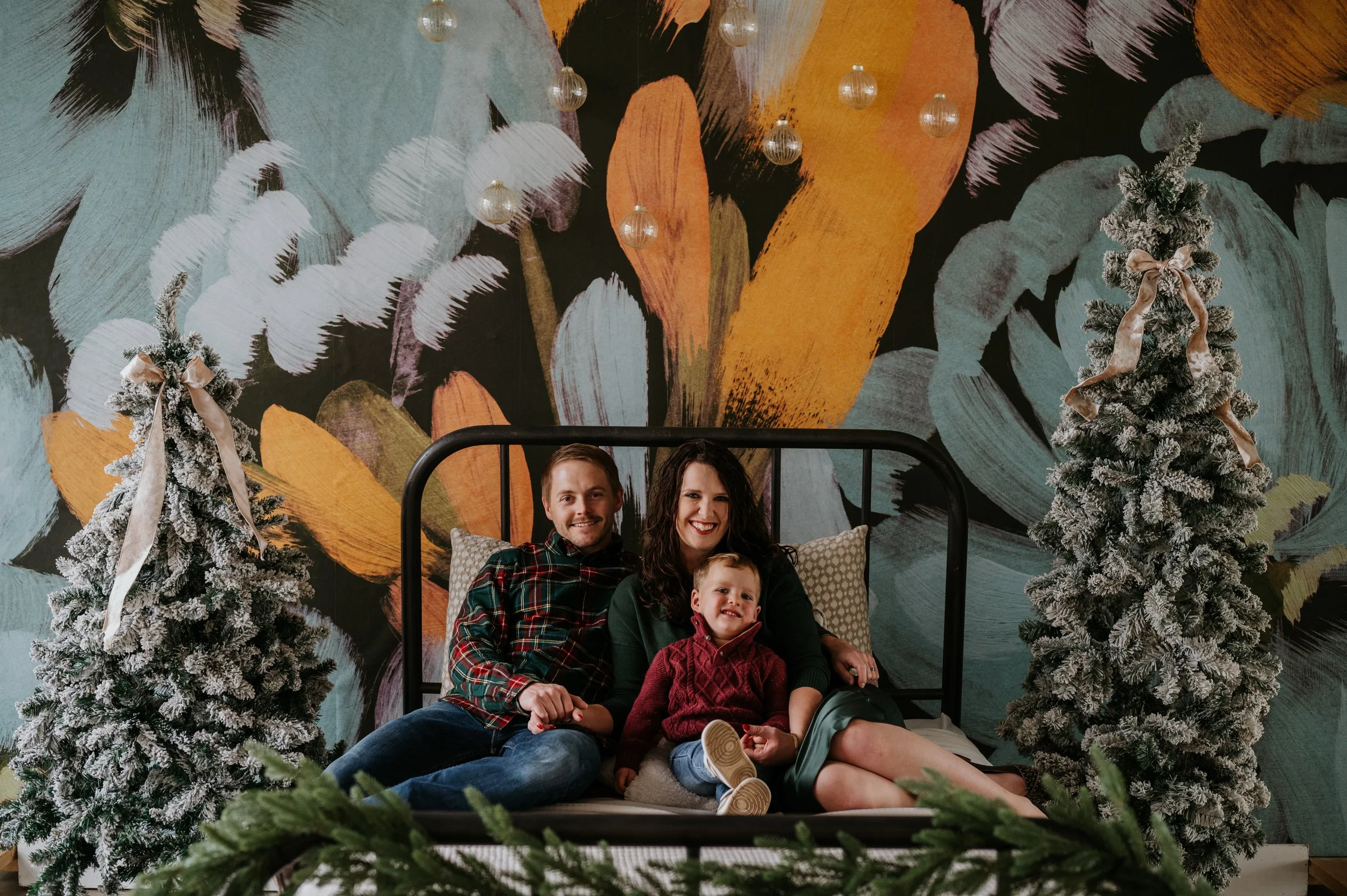 Molly Margaret Photography + Videography - Holiday Mini Sessions