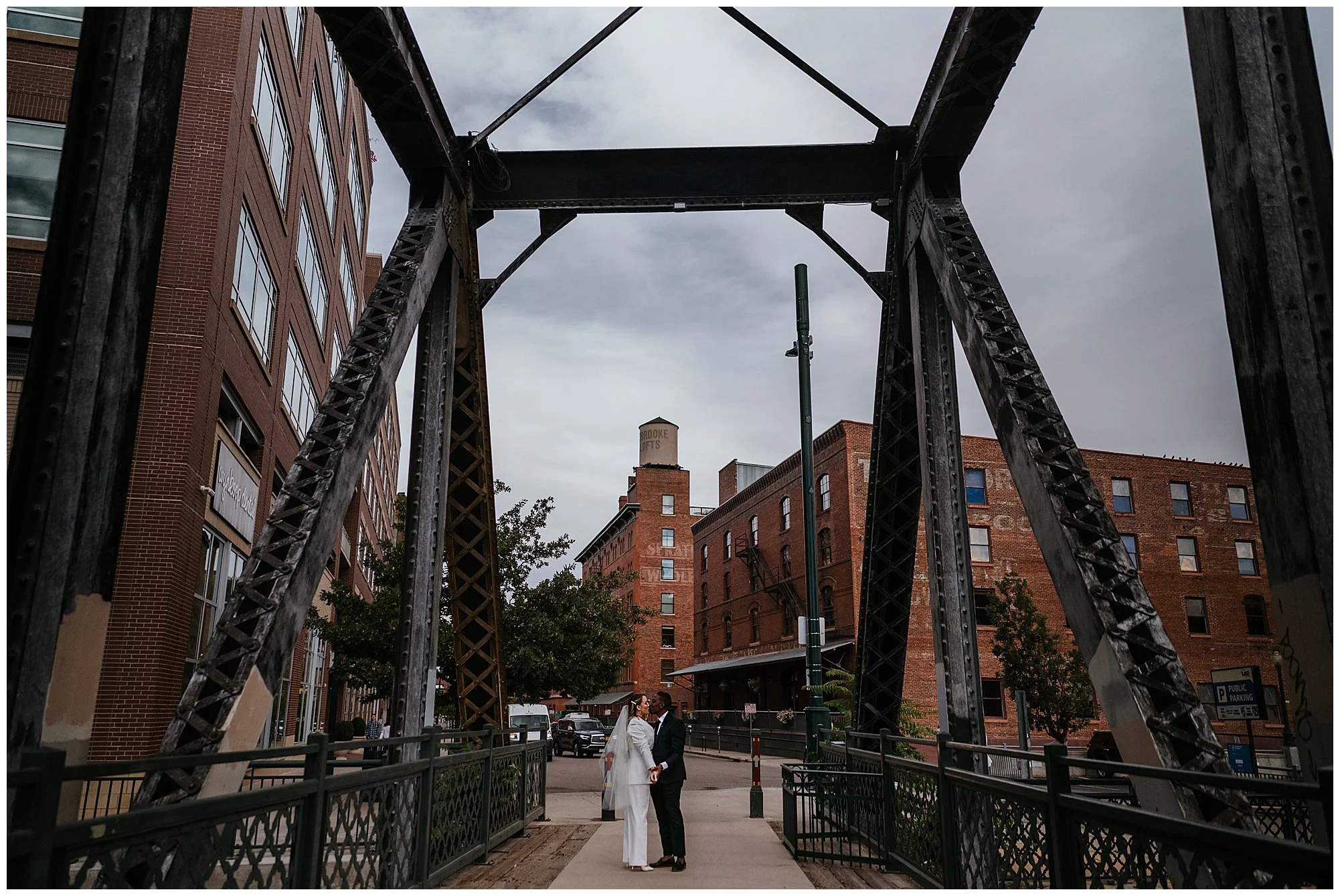 Molly Margaret Photography - Alyssa + Ellis | Space Gallery Wedding ...