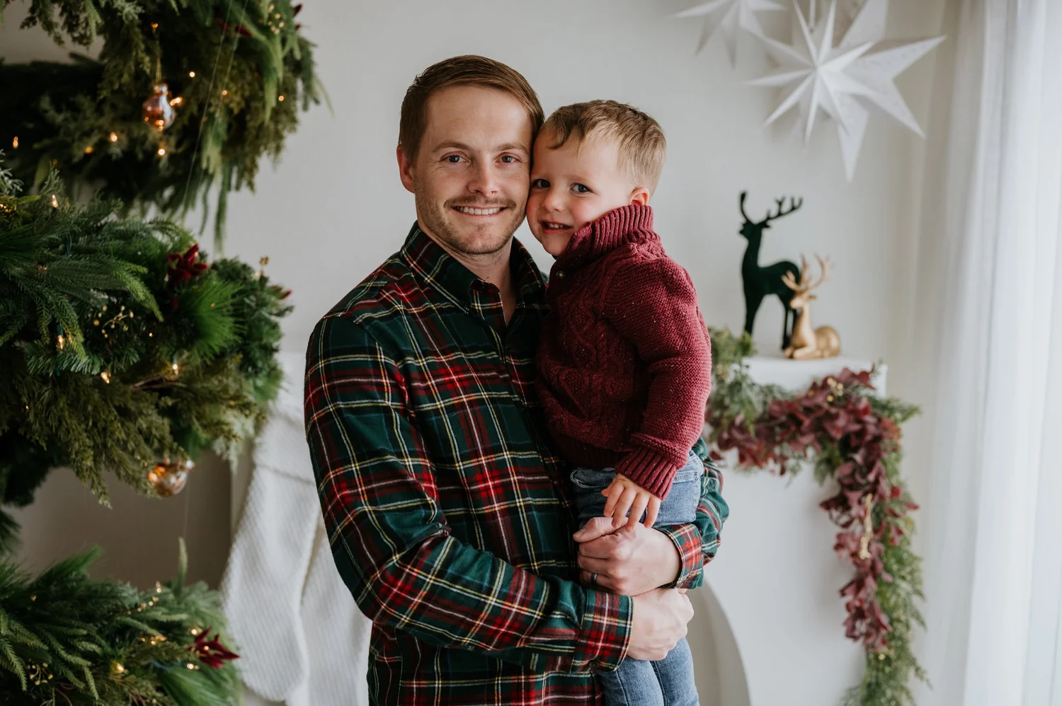 Molly Margaret Photography + Videography - Holiday Mini Sessions