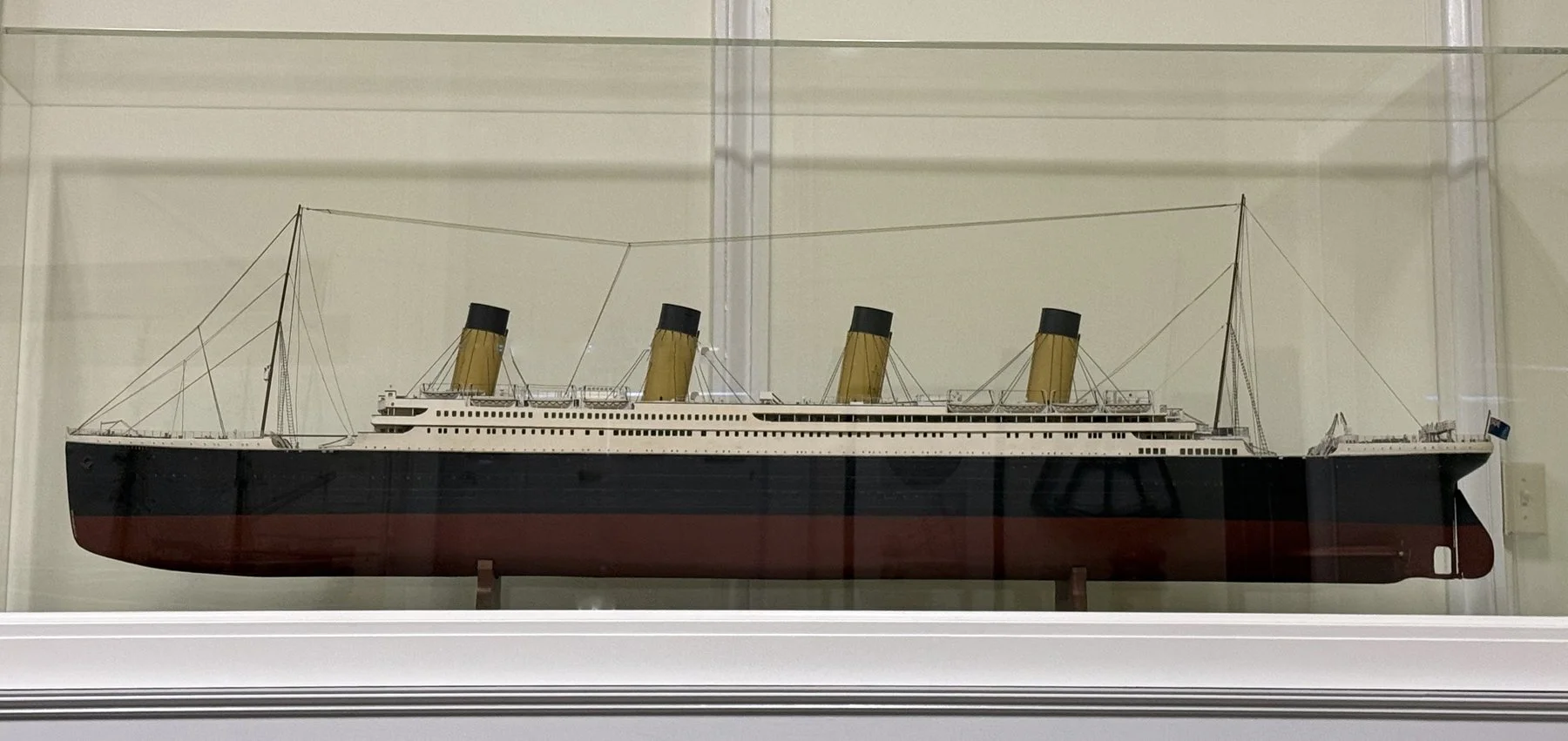 The Noble Maritime Collection unveils a seven-foot model of the RMS ...
