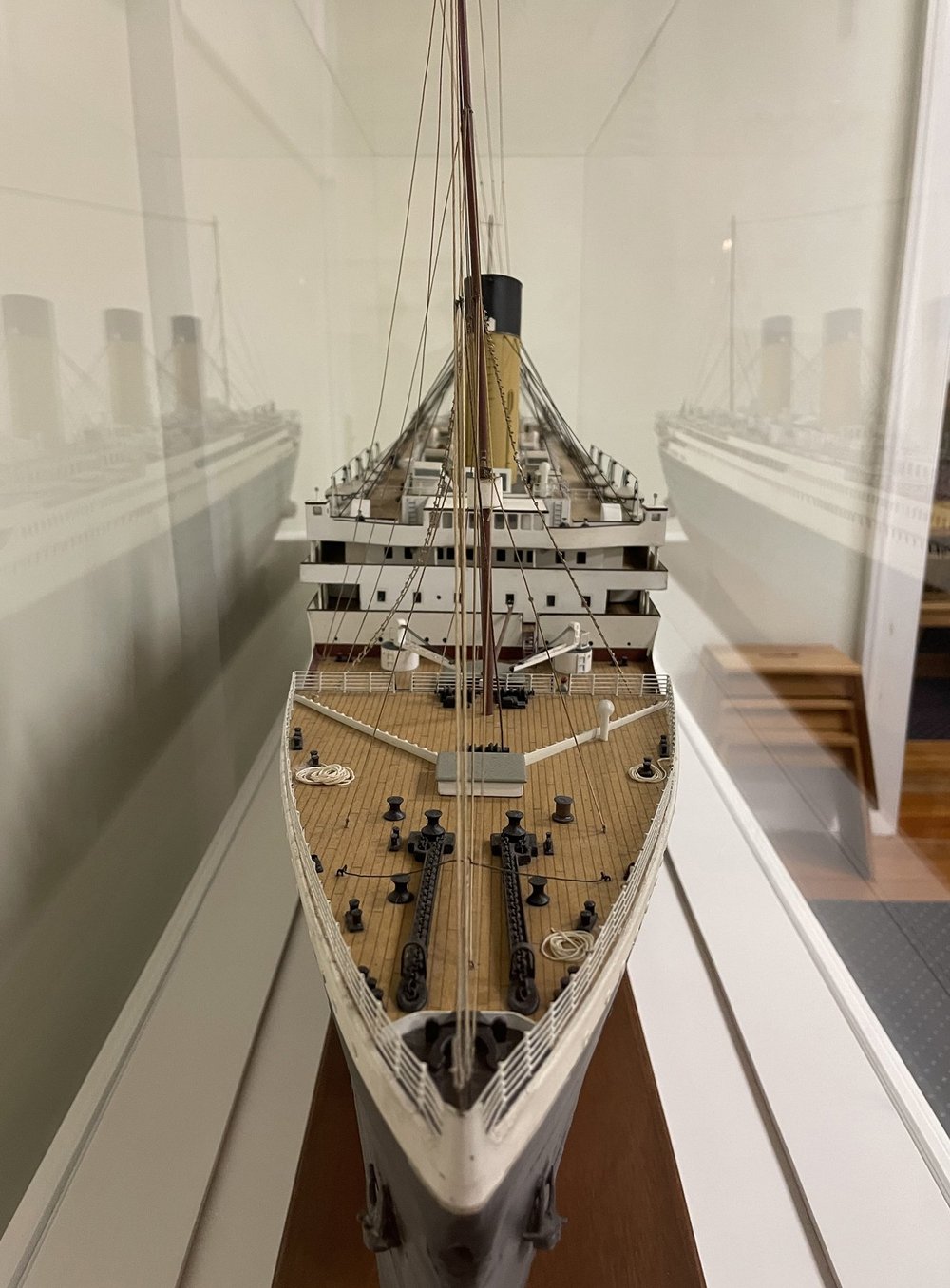 The Noble Maritime Collection unveils a seven-foot model of the RMS ...