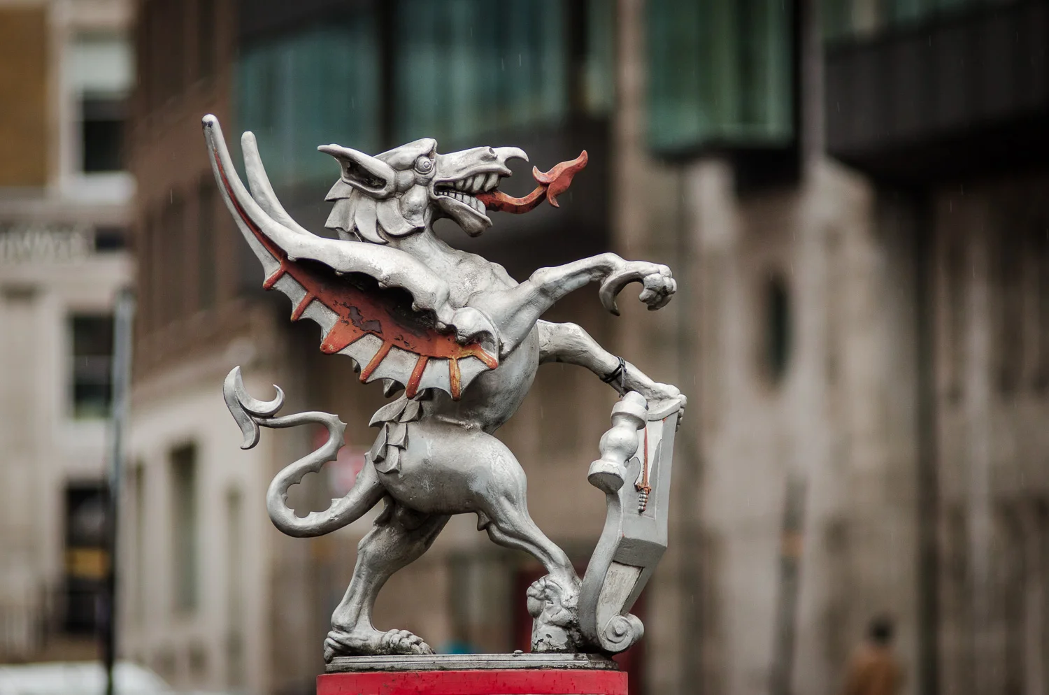 Dragons in London — Aperture Tours