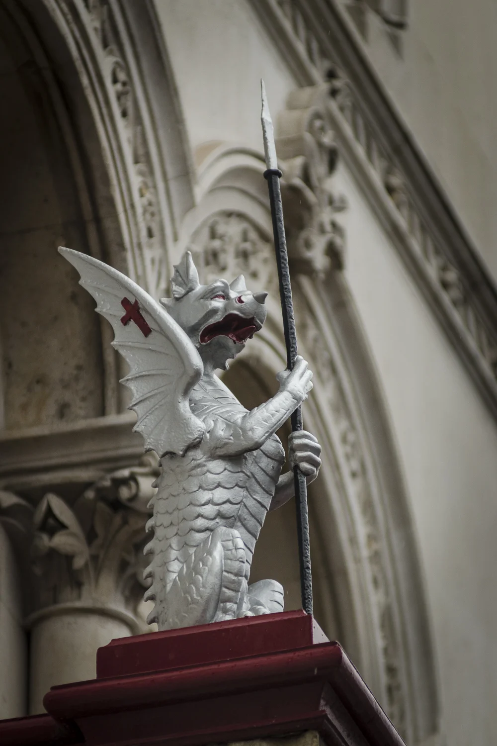 A Tale of Two Londons — Aperture Tours
