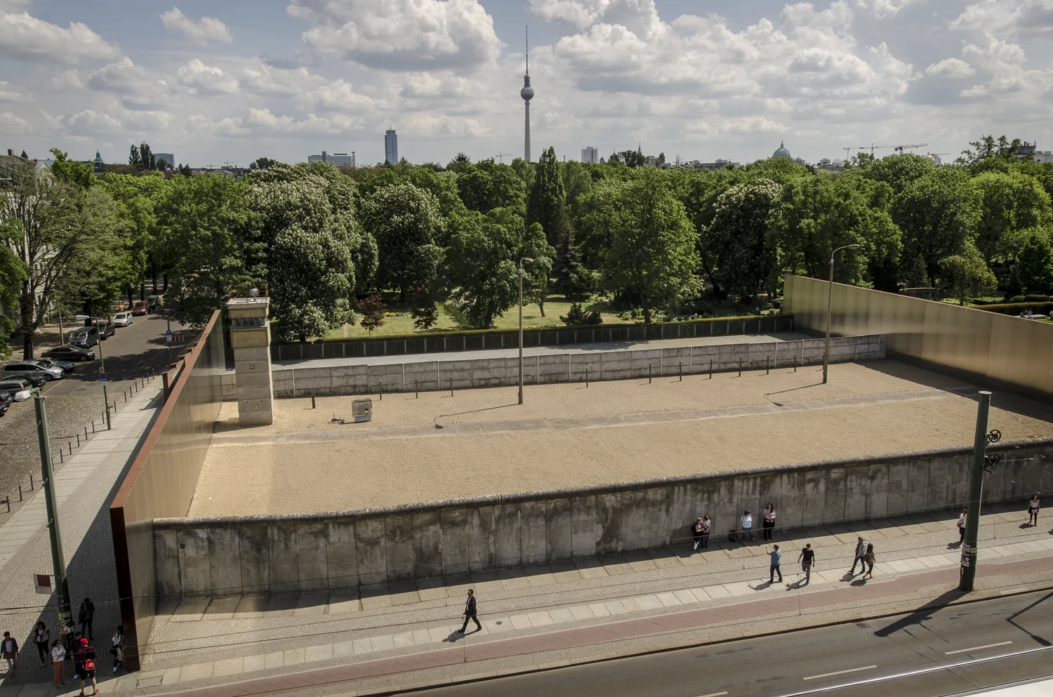 Remaining Segments of the Berlin Wall — Aperture Tours