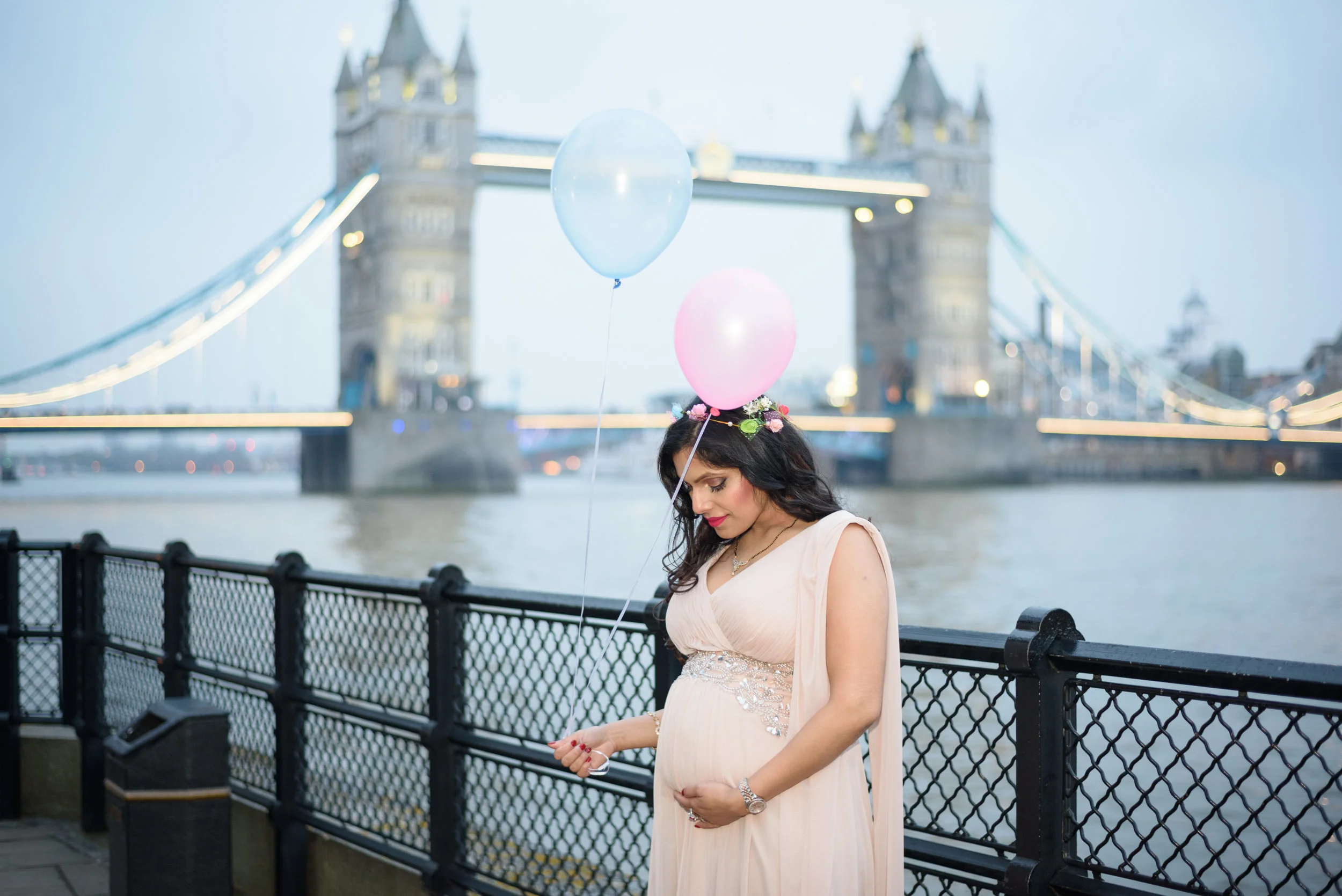 London Portrait Session — Aperture Tours