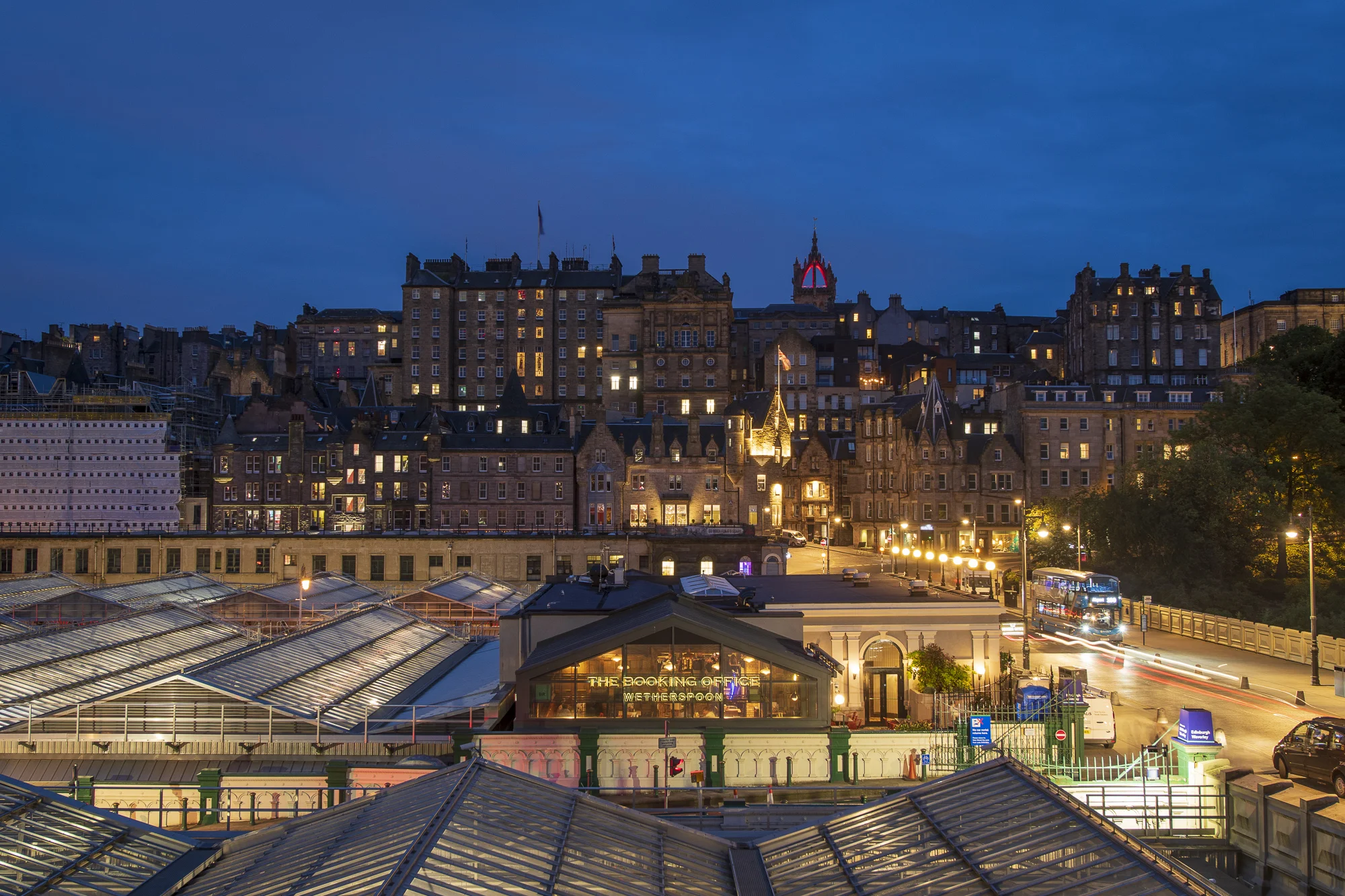 Edinburgh Night Photo Tour — Aperture Tours