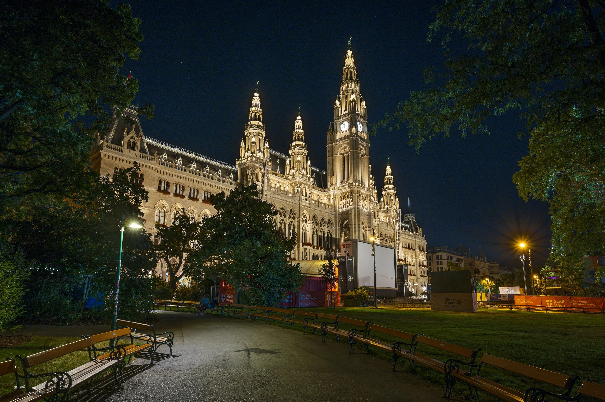 Vienna Night Photo Tour — Aperture Tours