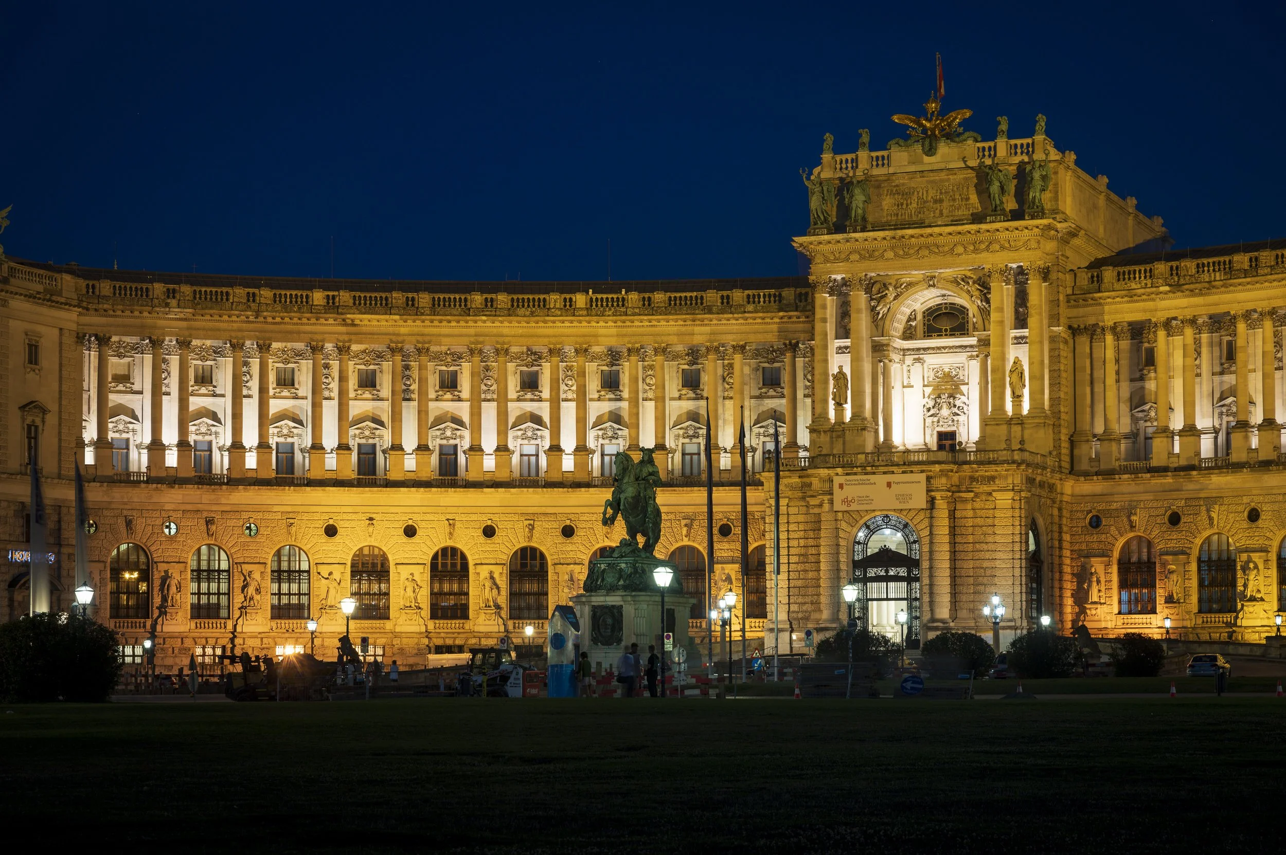 Vienna Night Photo Tour — Aperture Tours