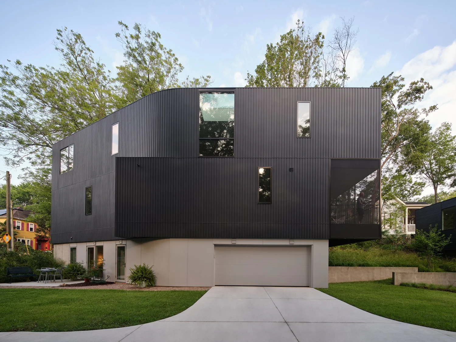 Jones St — Raleigh Architecture Co.