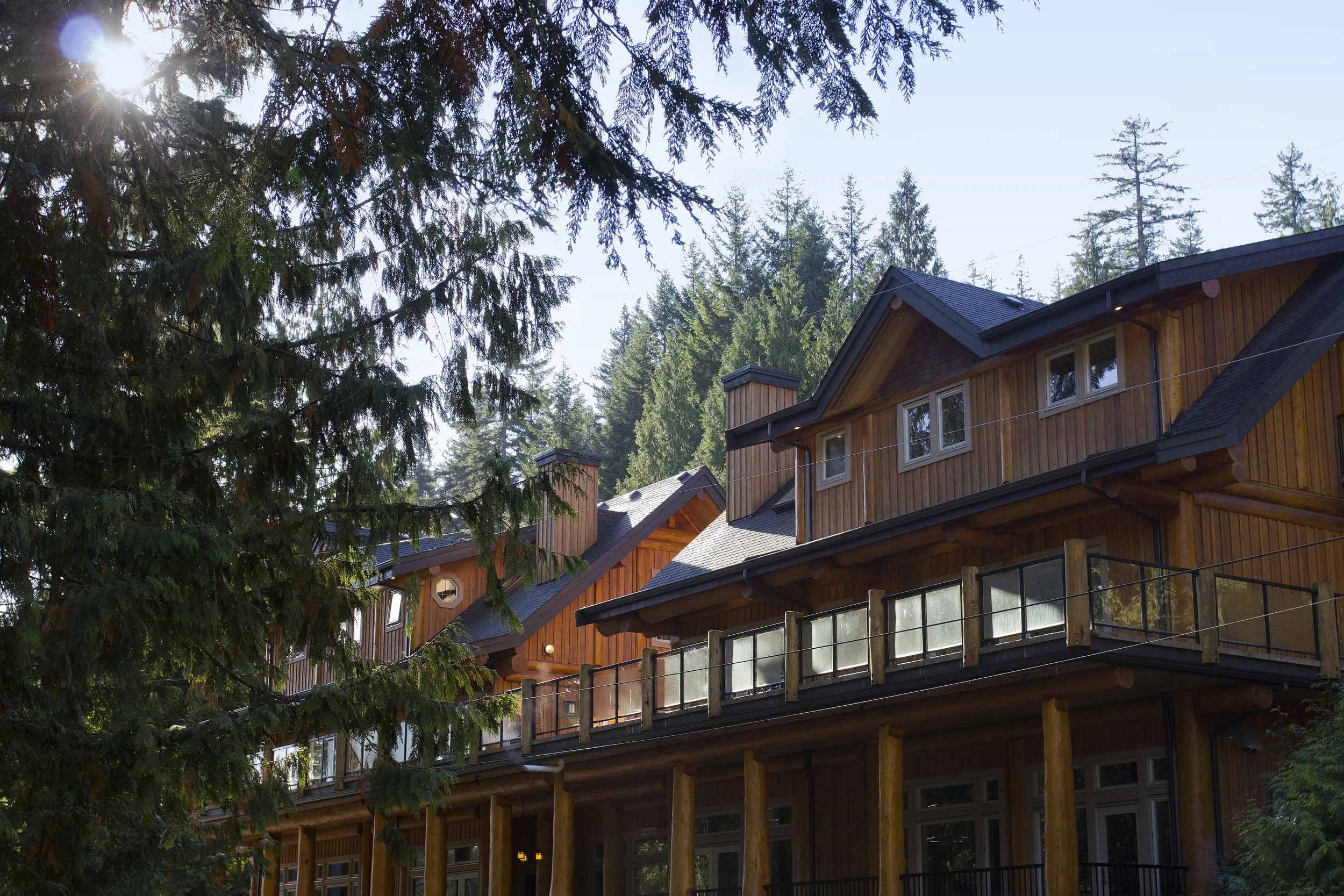 Johnson Cabins - Loon Lake Lodge & Retreat Centre