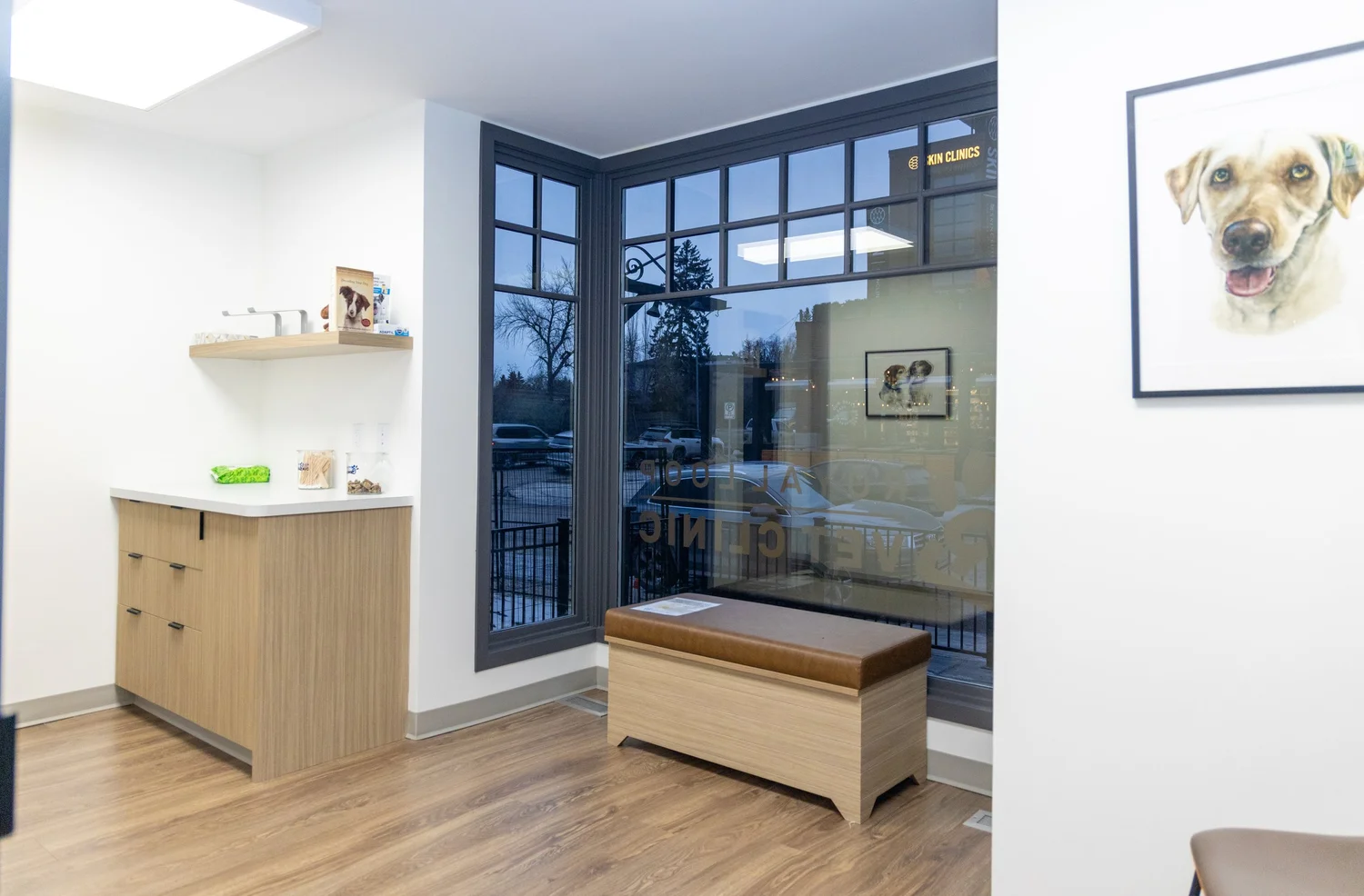 Royal Loop Vet Clinic — Certus