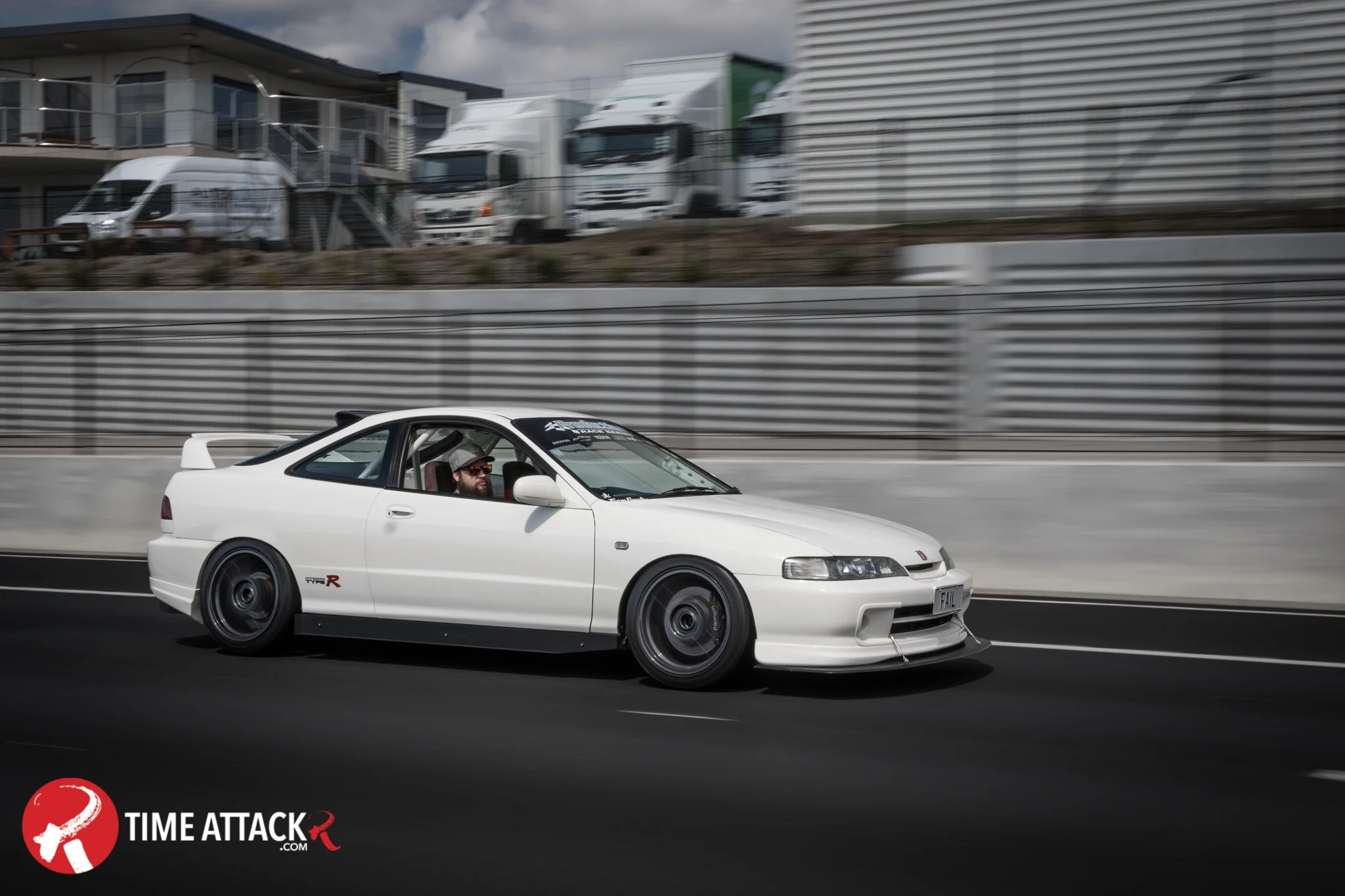 StreetattackR: show-clean DC2 street fighter — TimeAttackR