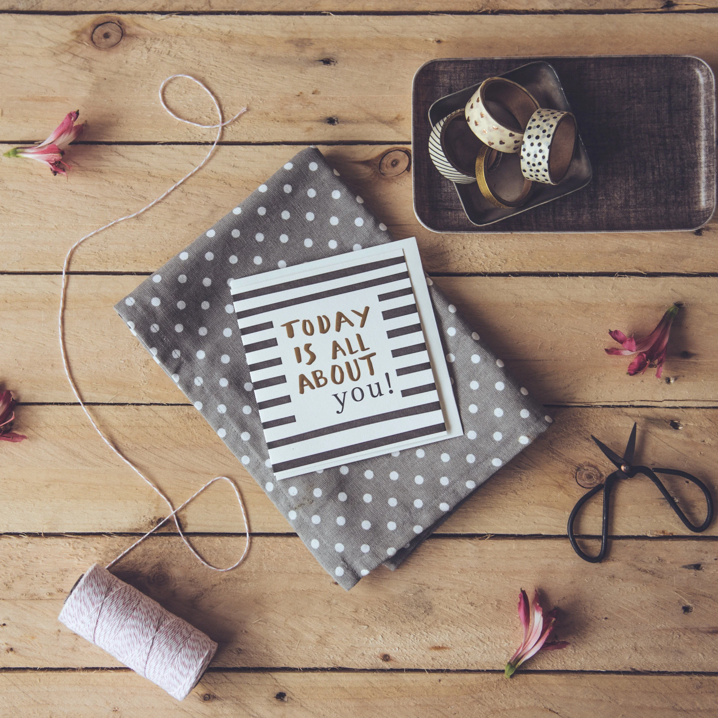 How to find amazing props for photoshoots and your home: A stylist's ...