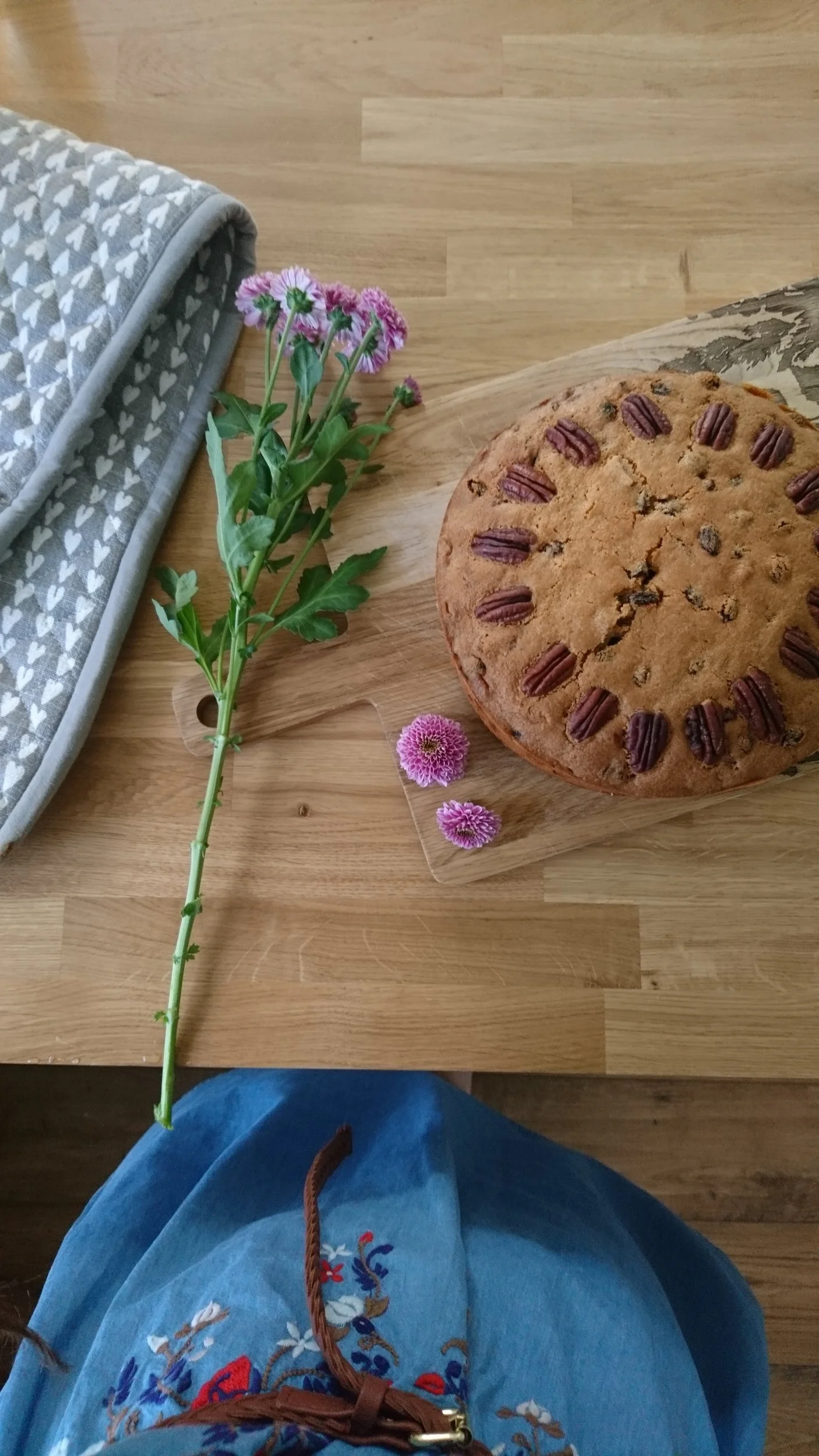 Recipe: Fifi's Country Cake | Fifi McGee