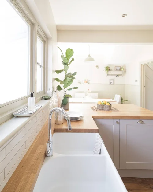 Howdens Kitchen Review - are they any good? 100% Honesty | Fifi McGee