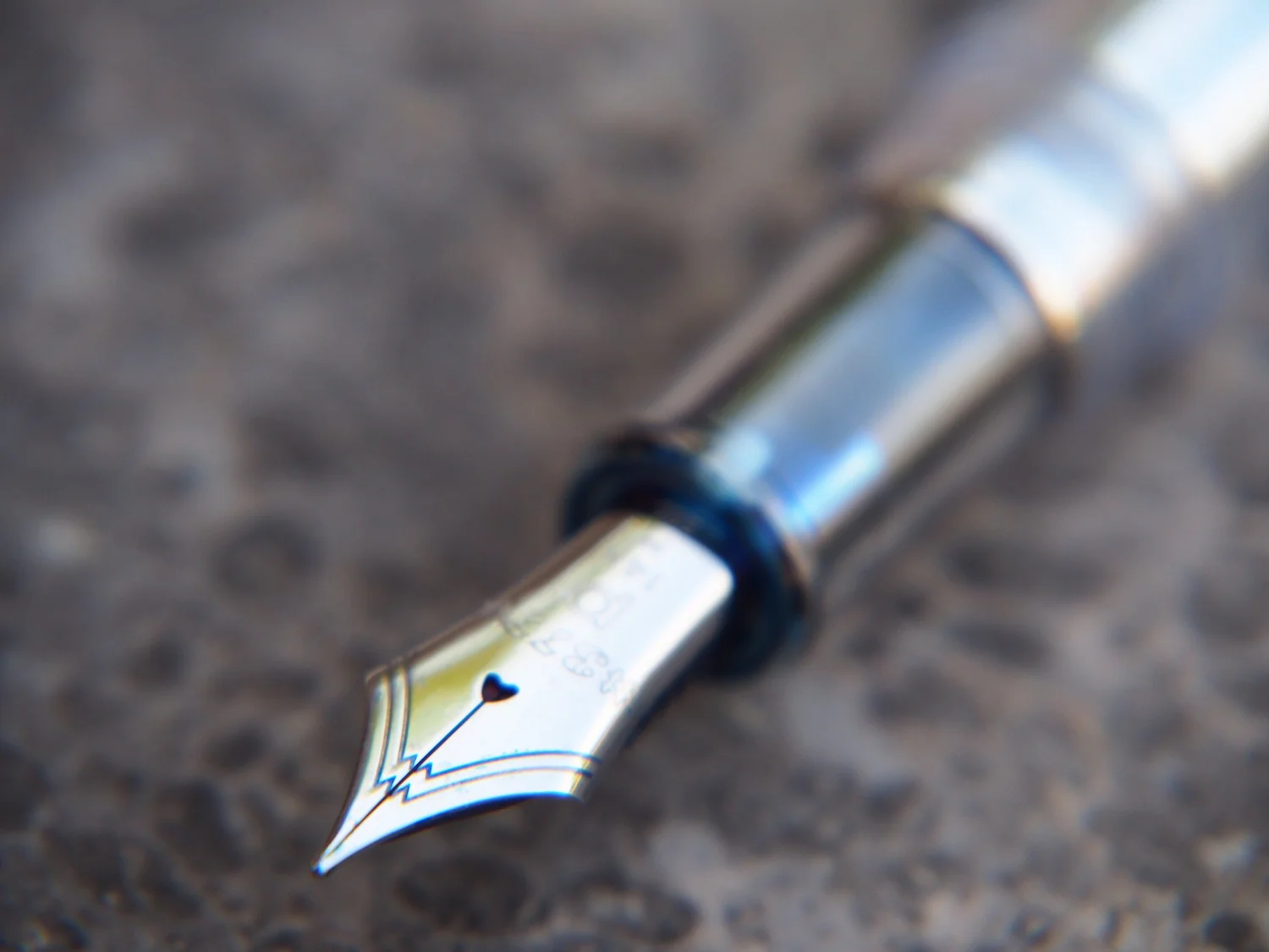 12-Step Process to Clean Fountain Pens Without Losing Nibs and Other ...