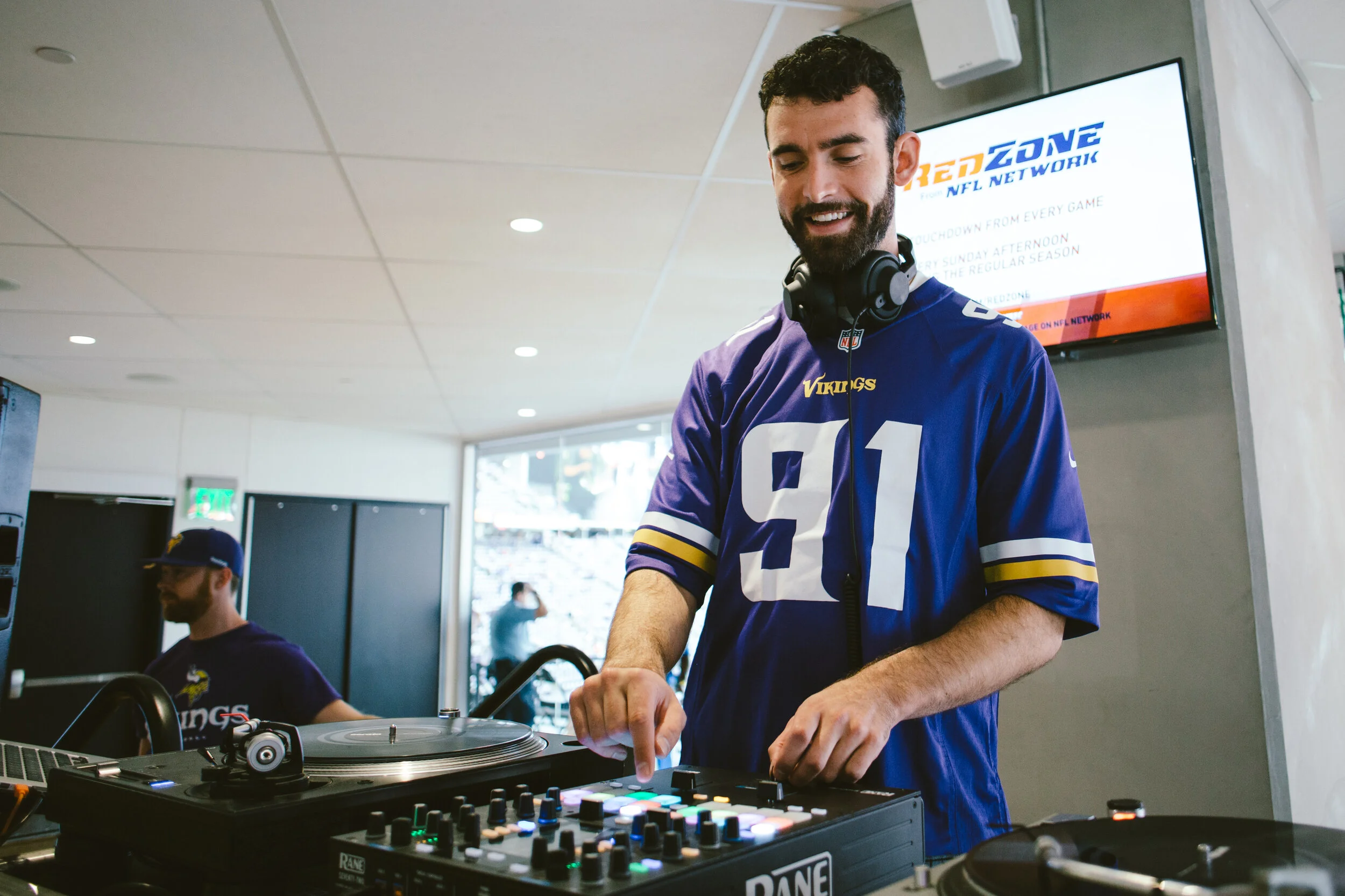 Sports DJ Minneapolis — GenerationNOW Entertainment | Wedding DJ, Party ...