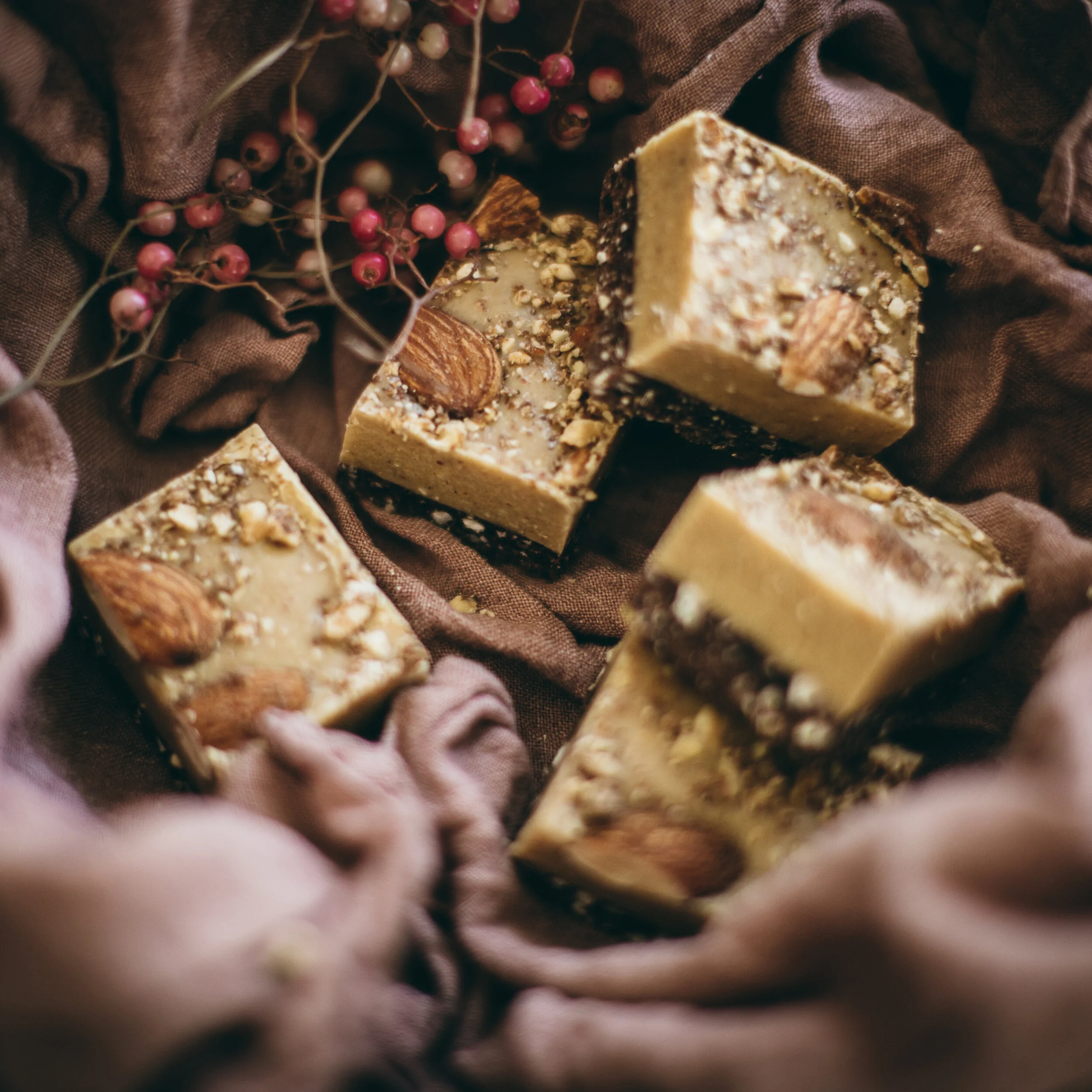 Folklore Images — Manuko