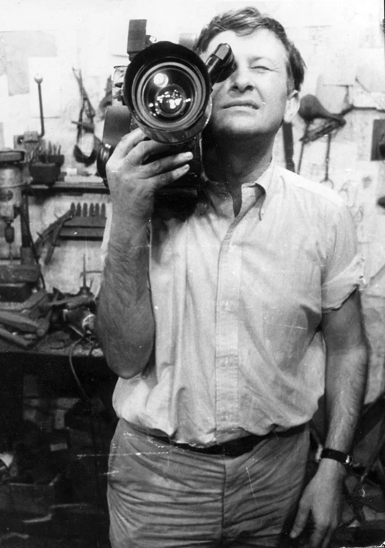 Project Profile: Handheld — maysles documentary center