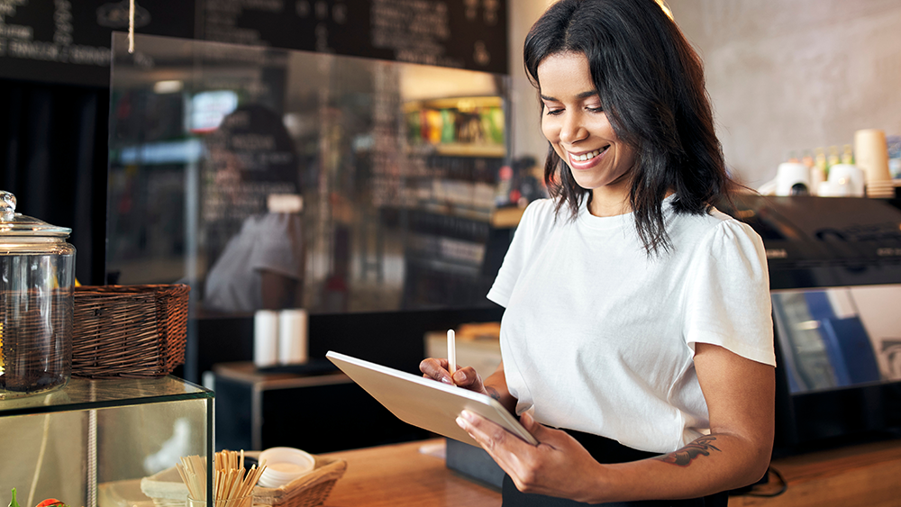 Four Ways to Improve Your Customer Service as a Restaurant Owner — The Rail