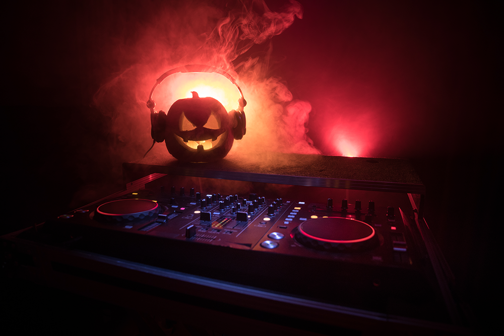 How to Create an Unforgettable Halloween Experience at Your Restaurant ...