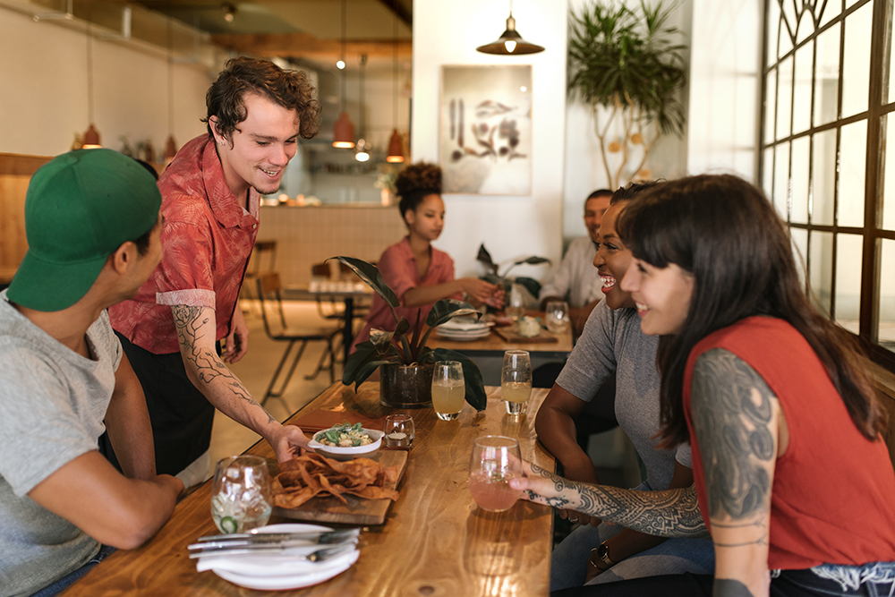 4 Ways to Better Read Your Restaurant’s Guests to Earn Higher Tips ...