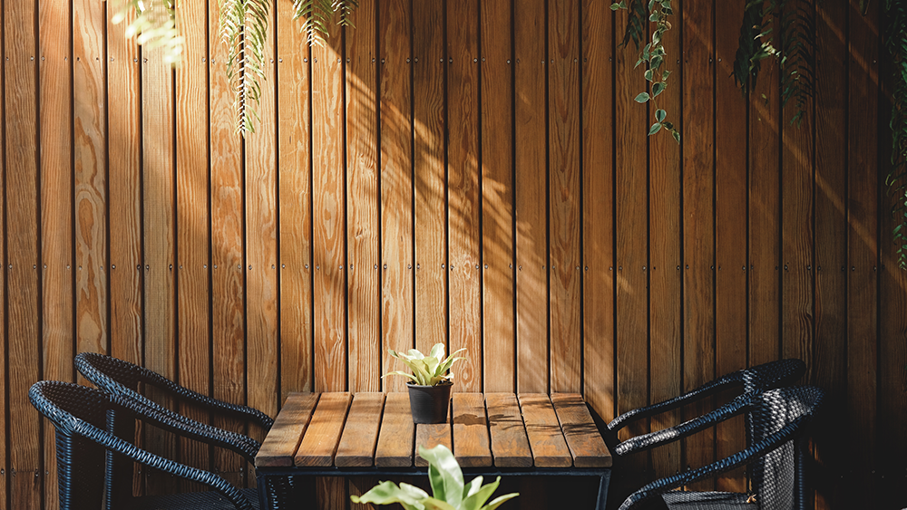 How to Integrate the Outdoors Into Your Bar or Restaurant — The Rail