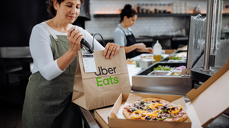 7 Tips to Attract Guests to Your Restaurant’s Delivery Service — The Rail