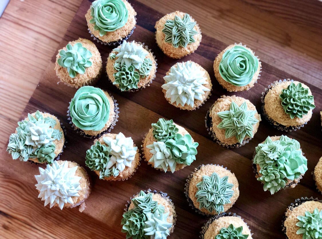 Signature Bakes — Made. by Lia