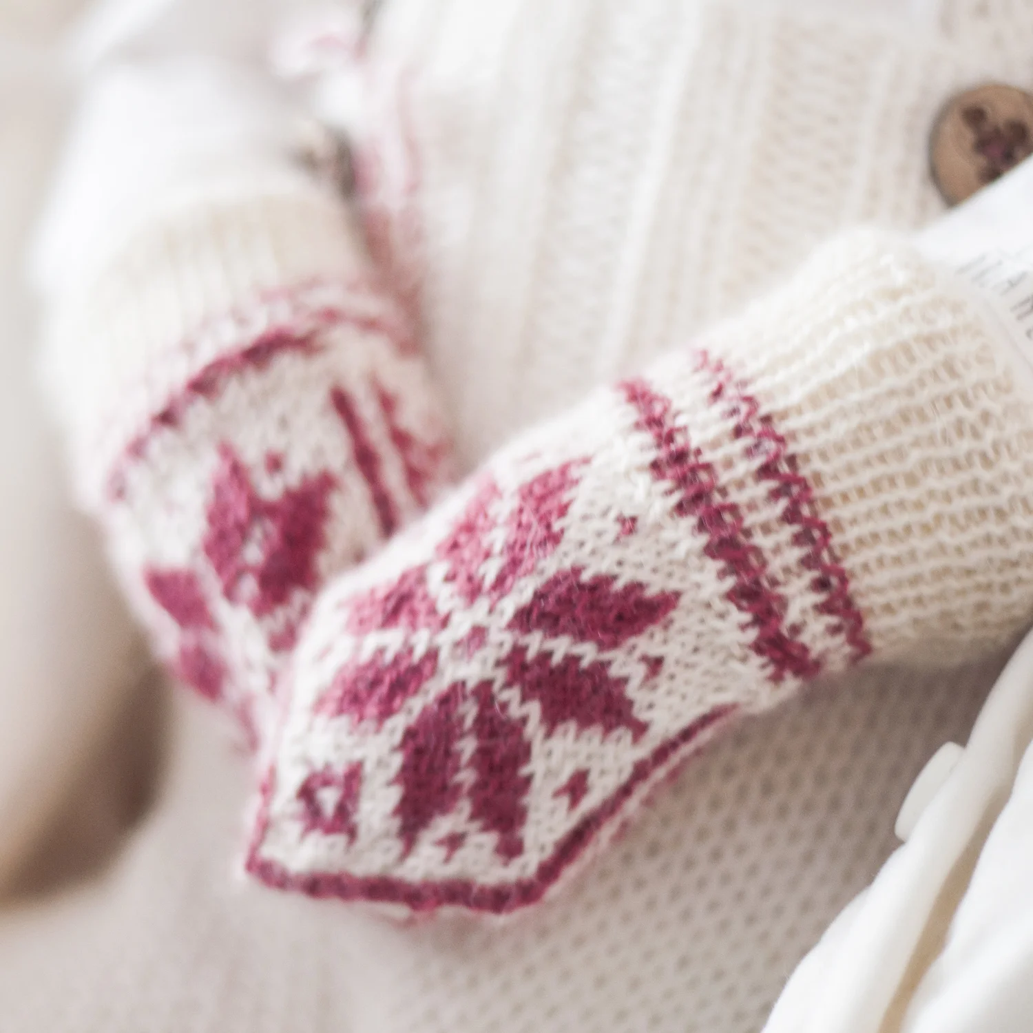 Strikk til nye mennesker — Strikkezilla Design