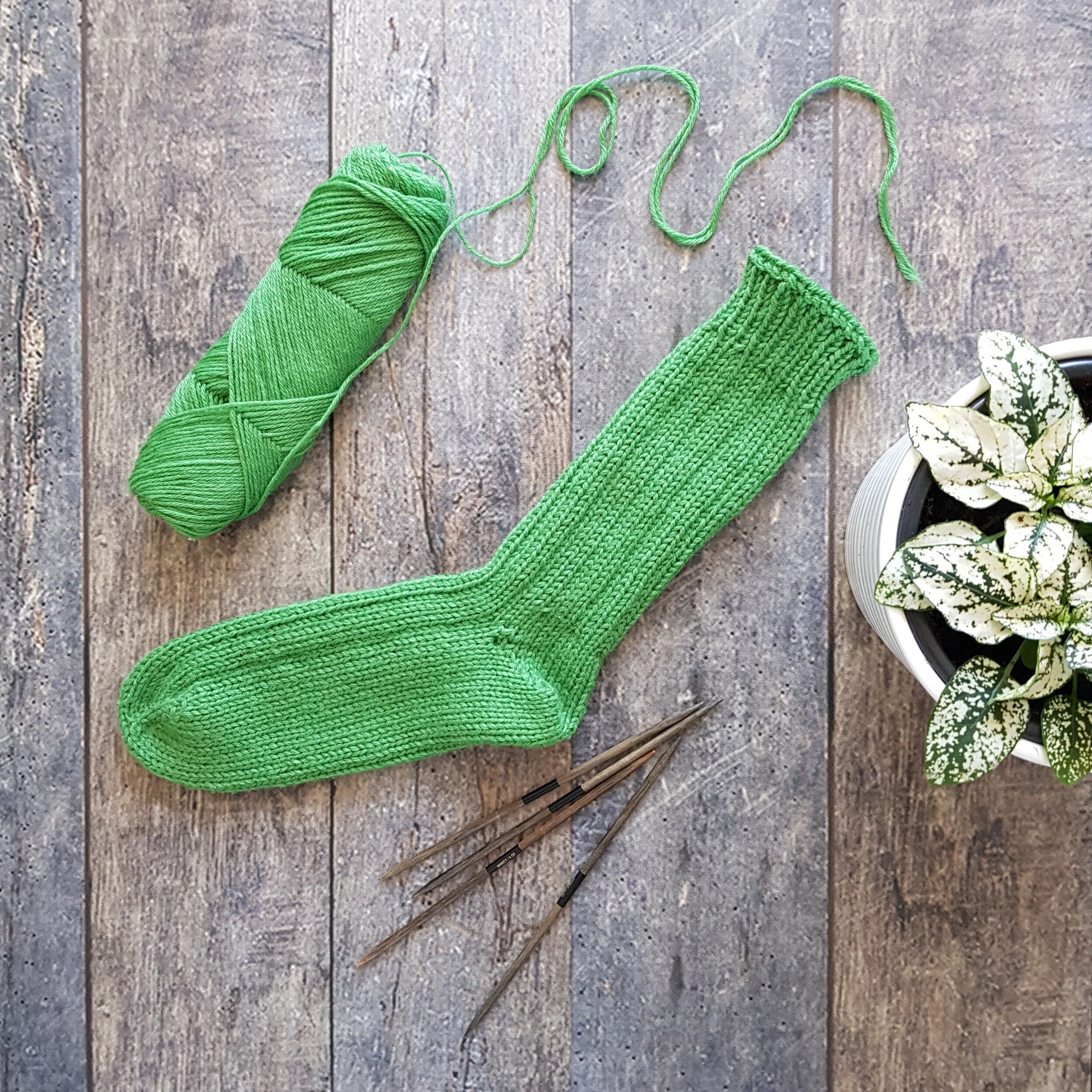 Sokker — Strikkezilla Design