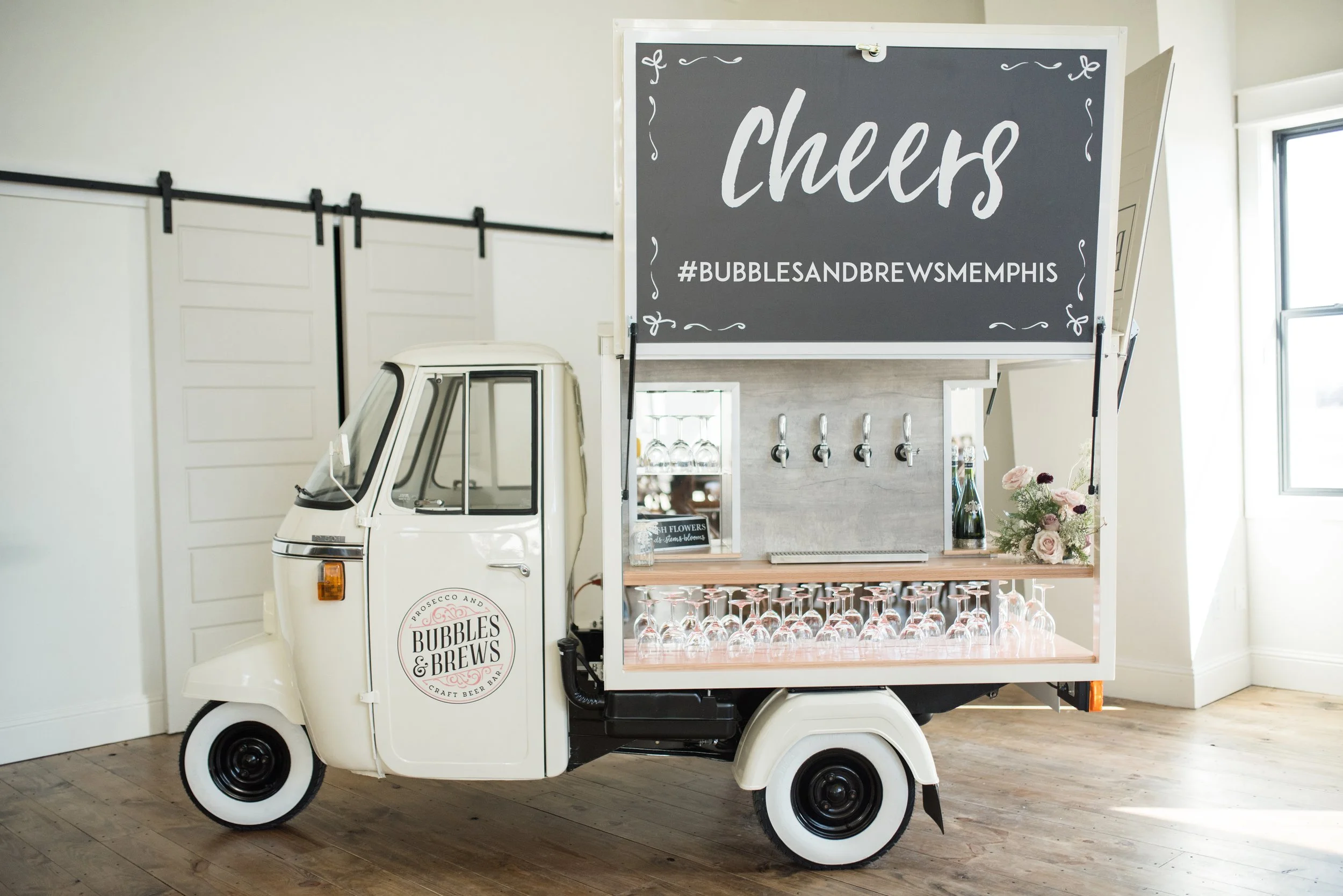 Vintage Mobile Bars in Memphis | Book your Event