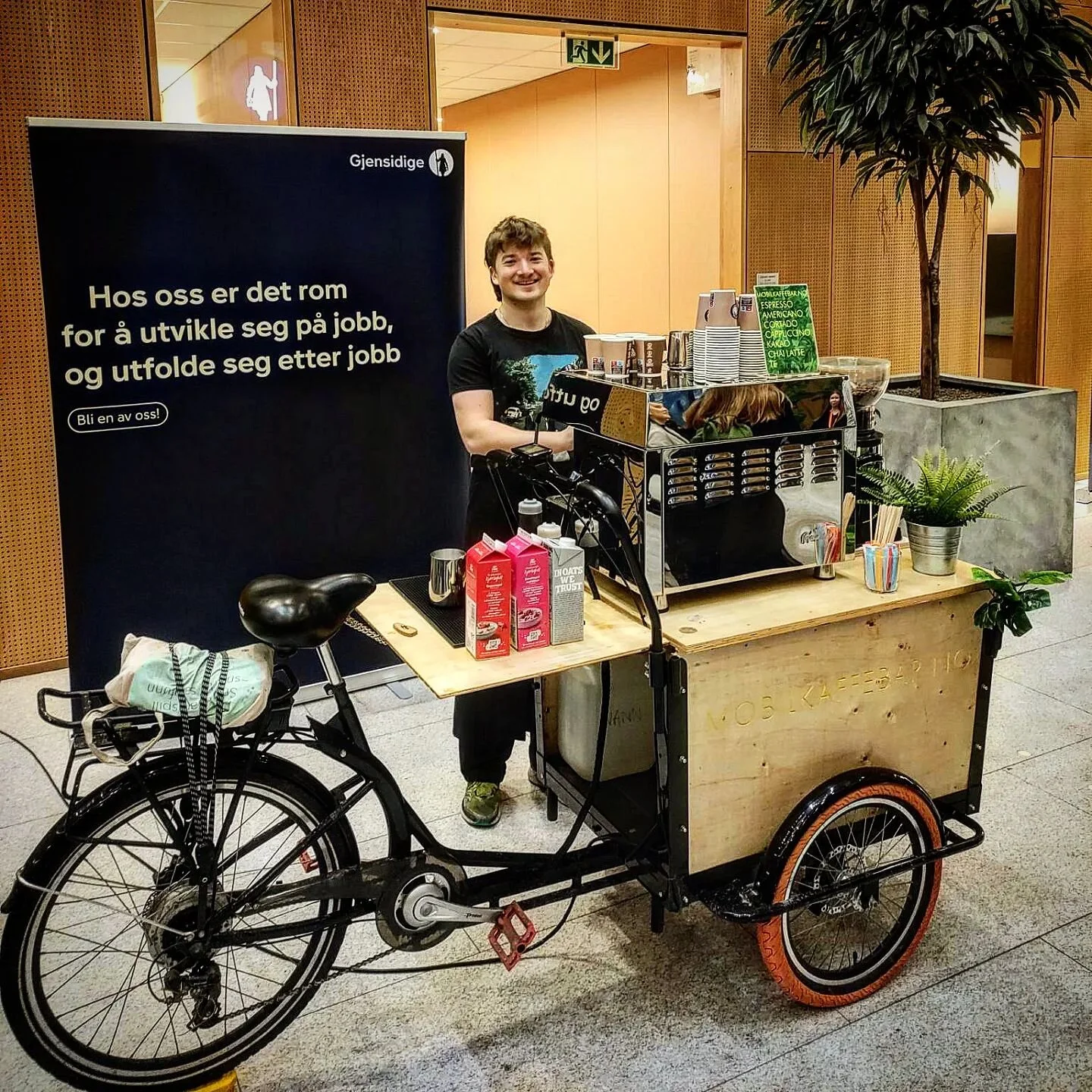 MOBILKAFFEBAR | Leie Barista? | Kaffe på ditt Event