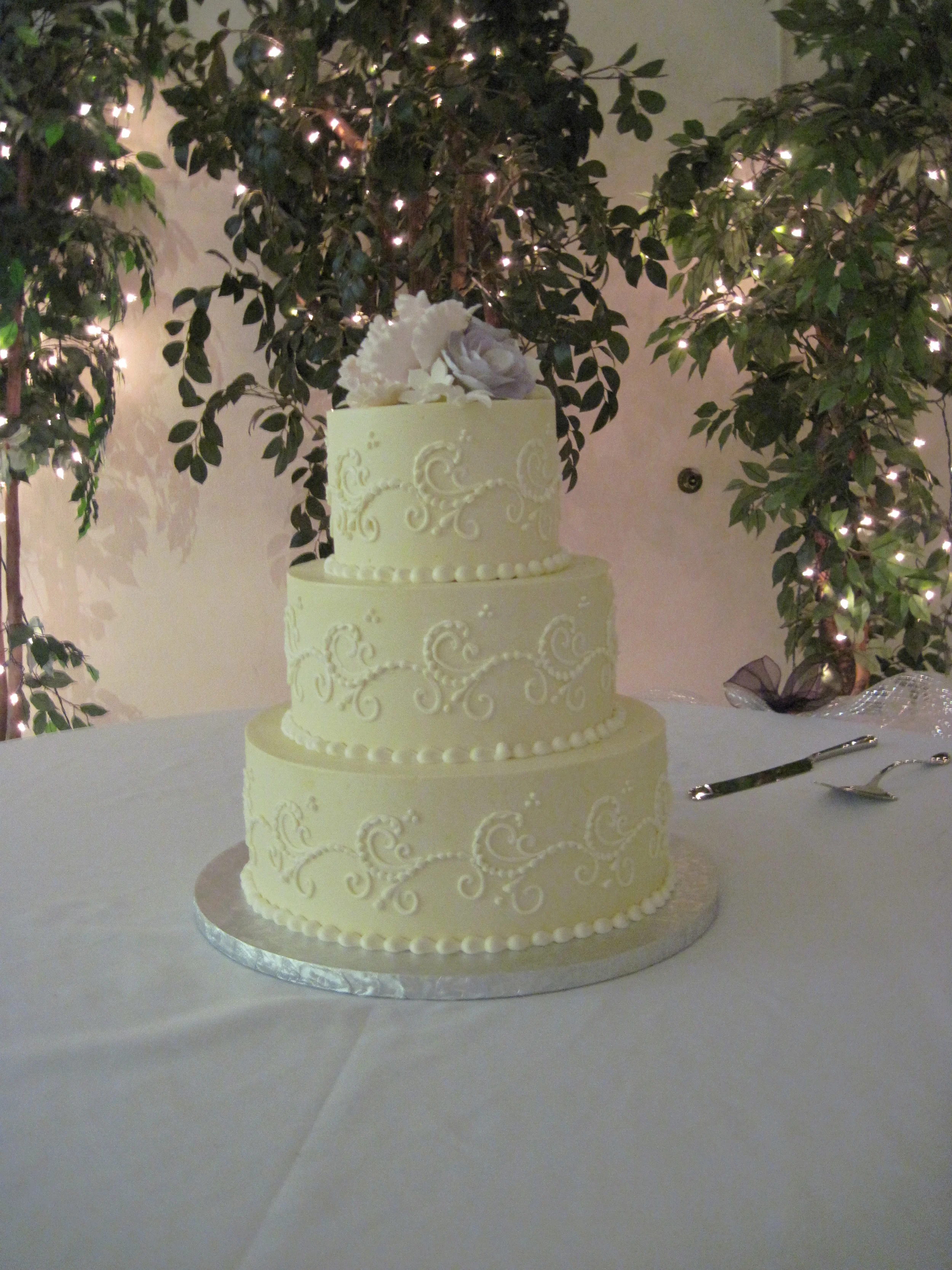 Wedding Cake Bakery in Bellevue & Seattle WA | Cakes By Crème de la Crème
